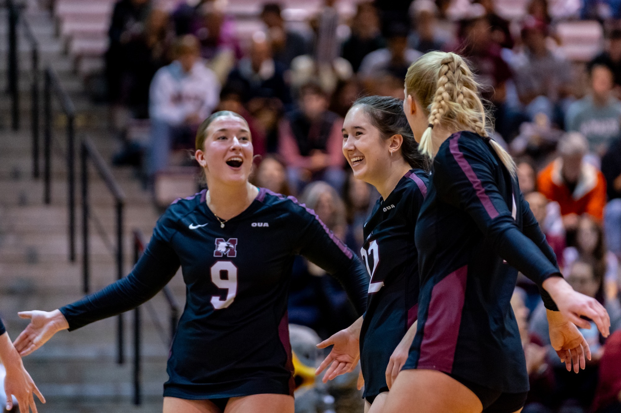 Women's volleyball team kicks off season with energetic win against ...