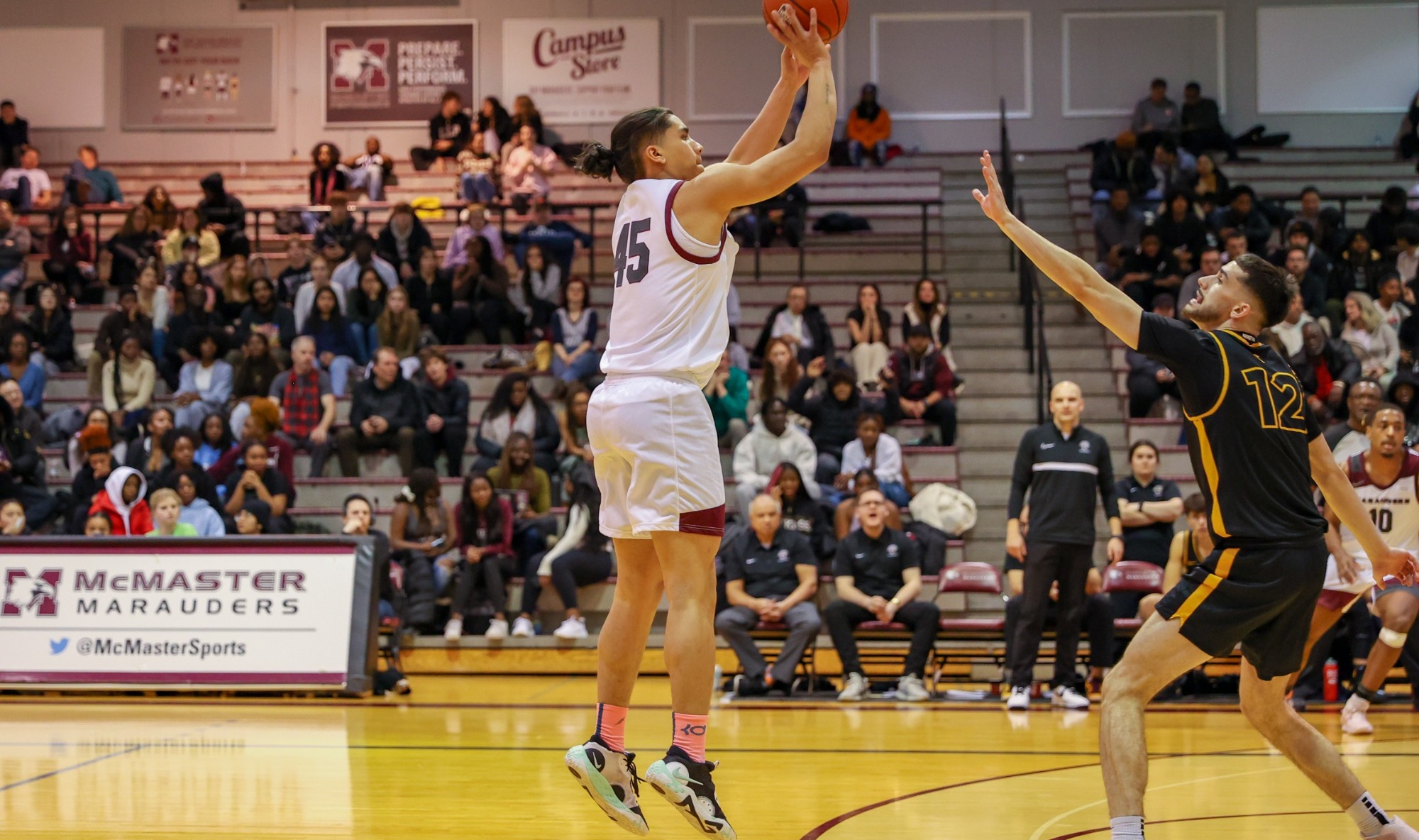 Luke De Gannes - Men's Basketball - McMaster University Athletics