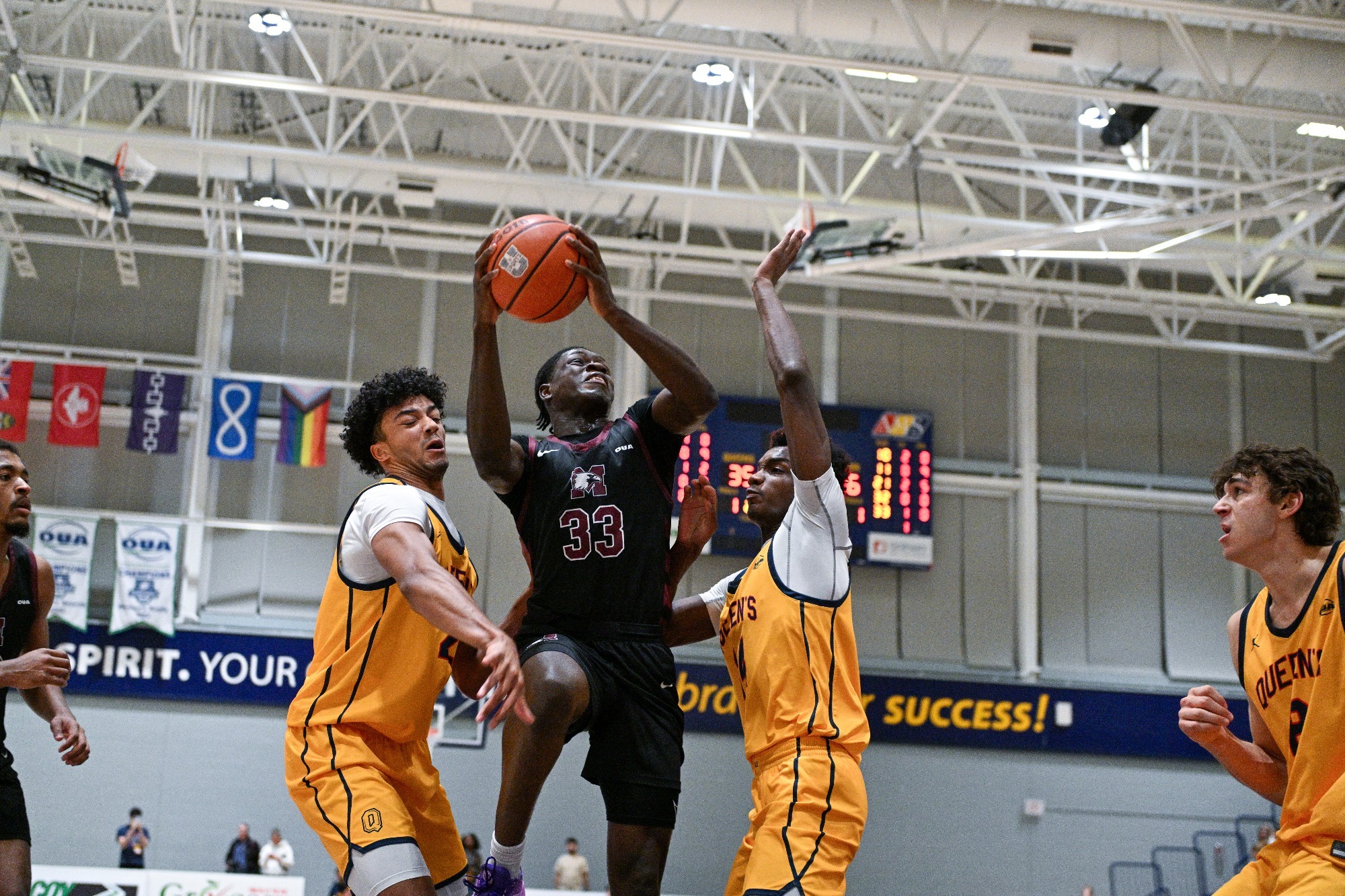 Gaels escape Marauders, 76-67 - McMaster University Athletics