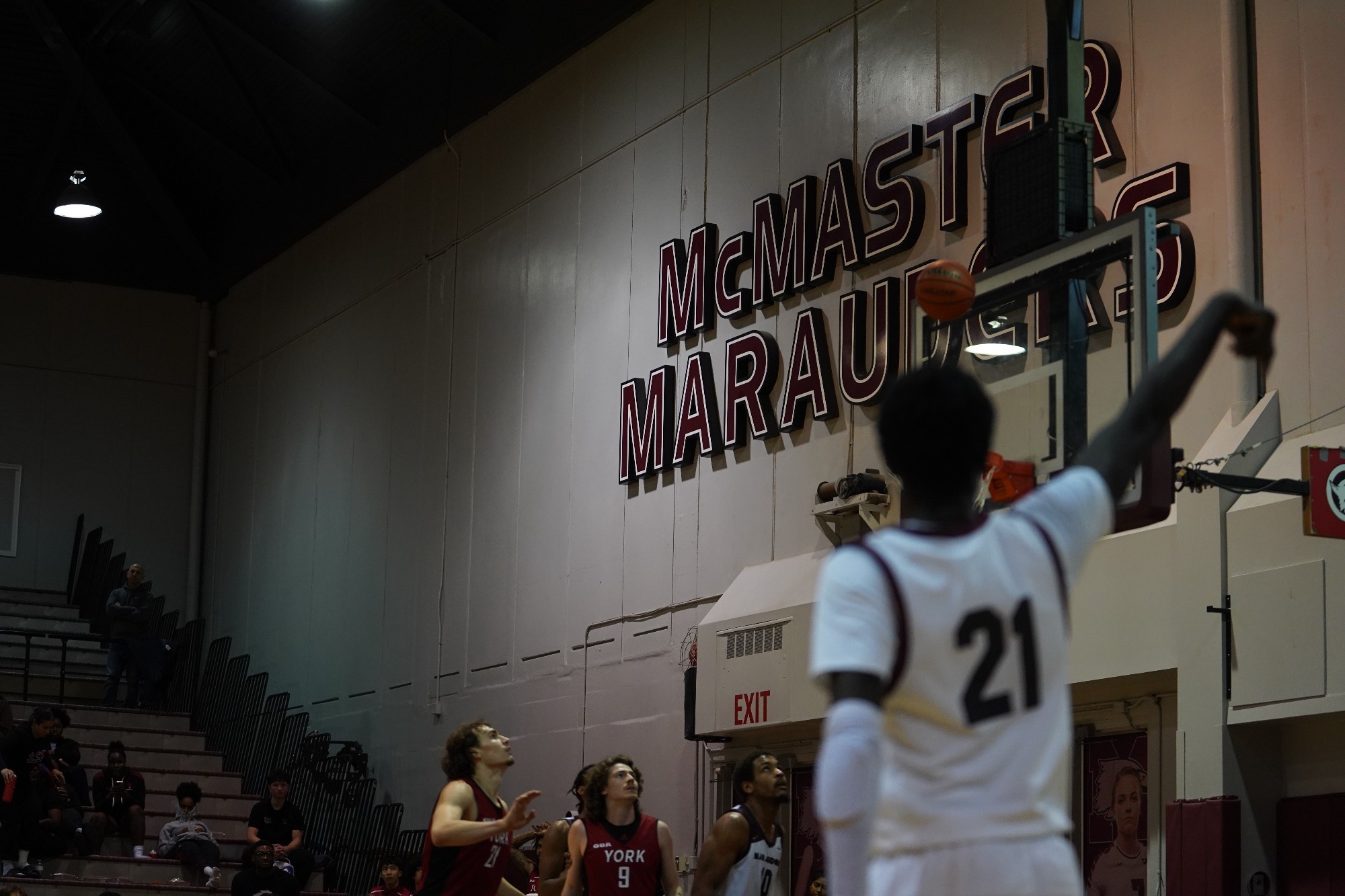 Marauders wipe York, 93-77 - McMaster University Athletics