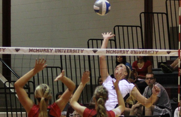 Kayla Hines - Volleyball - McMurry University Athletics