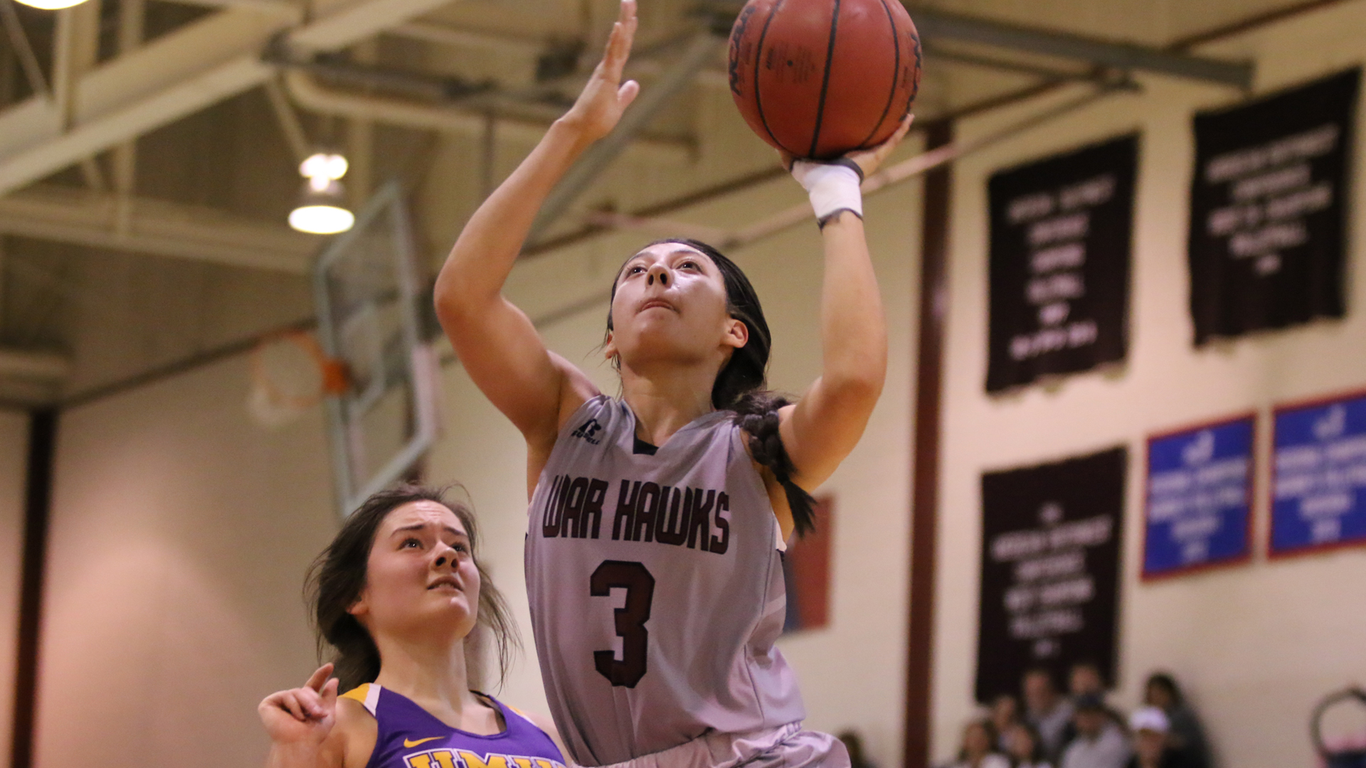 Isabel Carrion - Women's Basketball - McMurry University Athletics