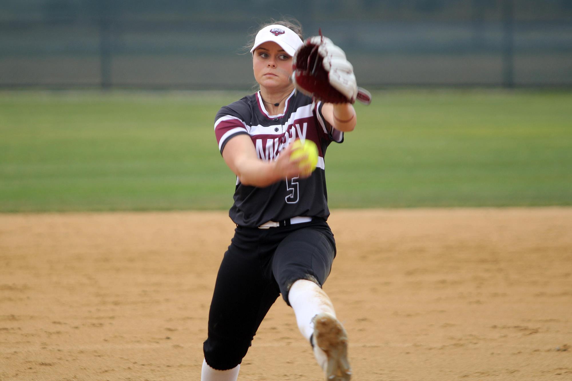 Hope Schoeneman - Softball - McMurry University Athletics