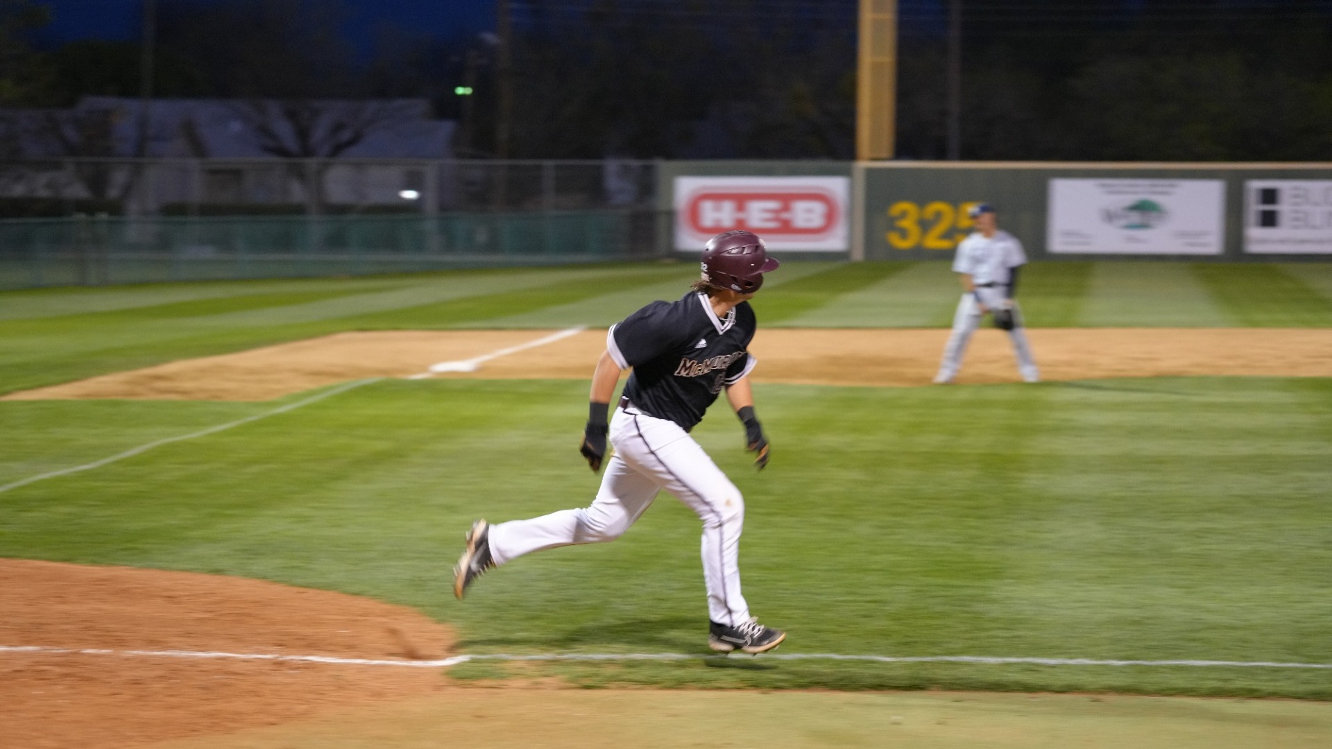Recap of opening weekend for McMurry Baseball. - McMurry University ...