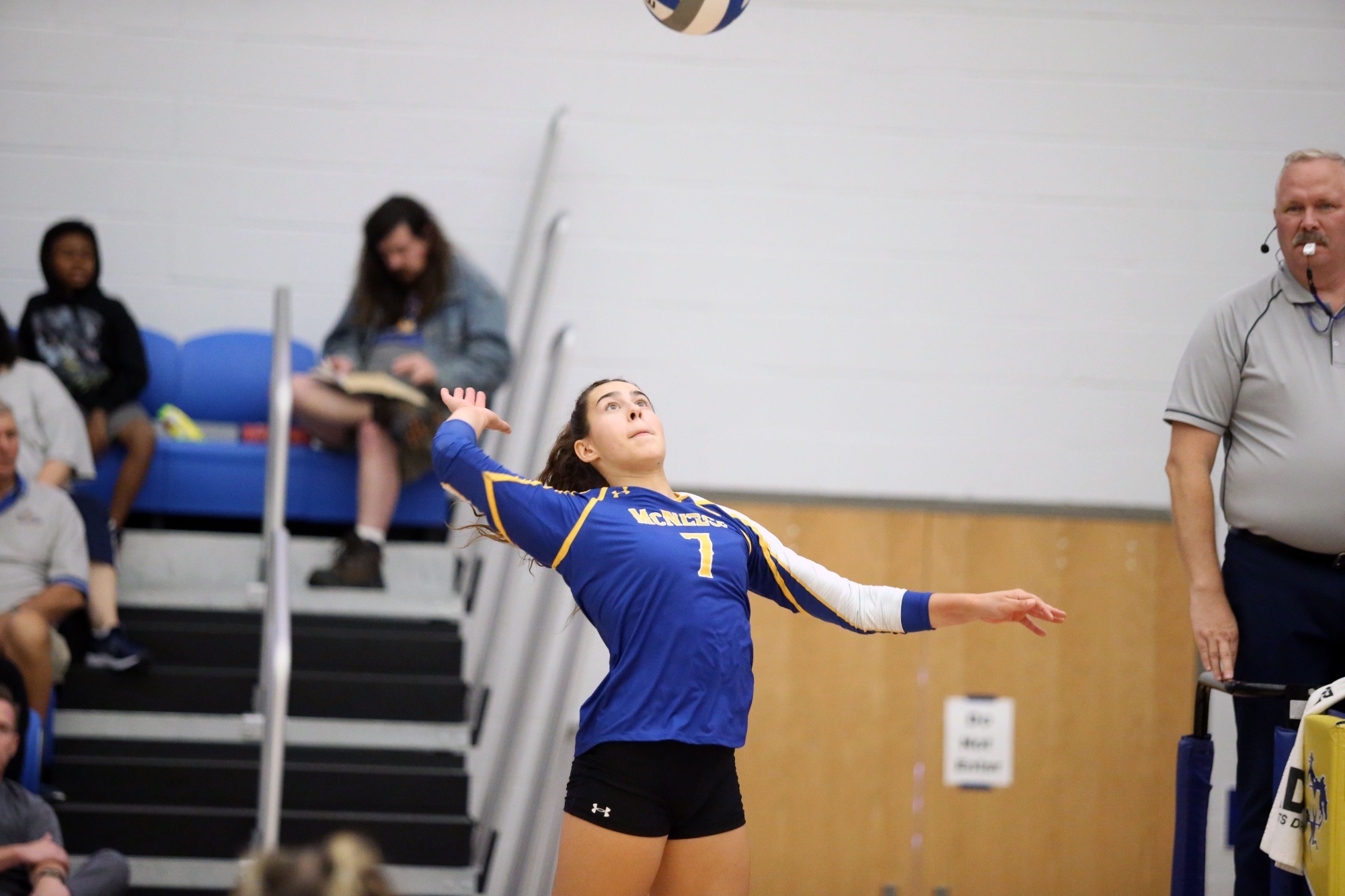 VB: Carissa Chainey Leads Cowgirls In Win Over Lamar - McNeese State ...