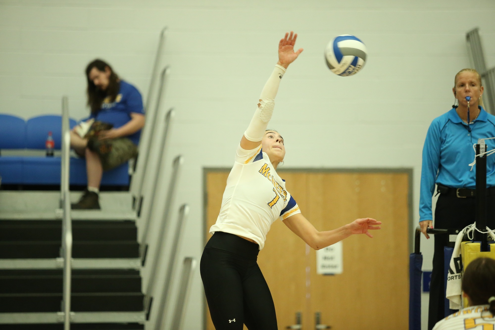 Carissa Chainey - 2023 - Women's Volleyball - McNeese State University ...