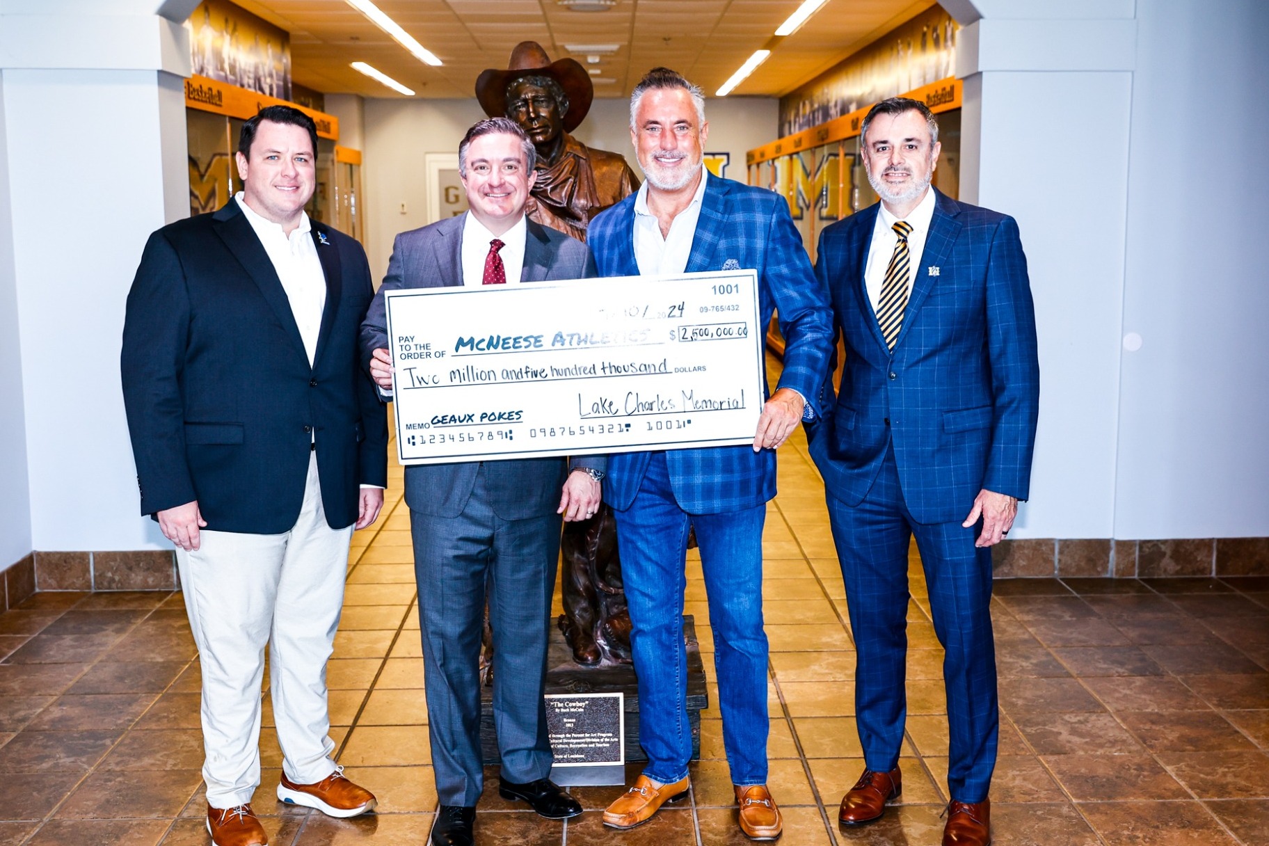 McNeese signs 19 on first day of early signing period - McNeese State ...