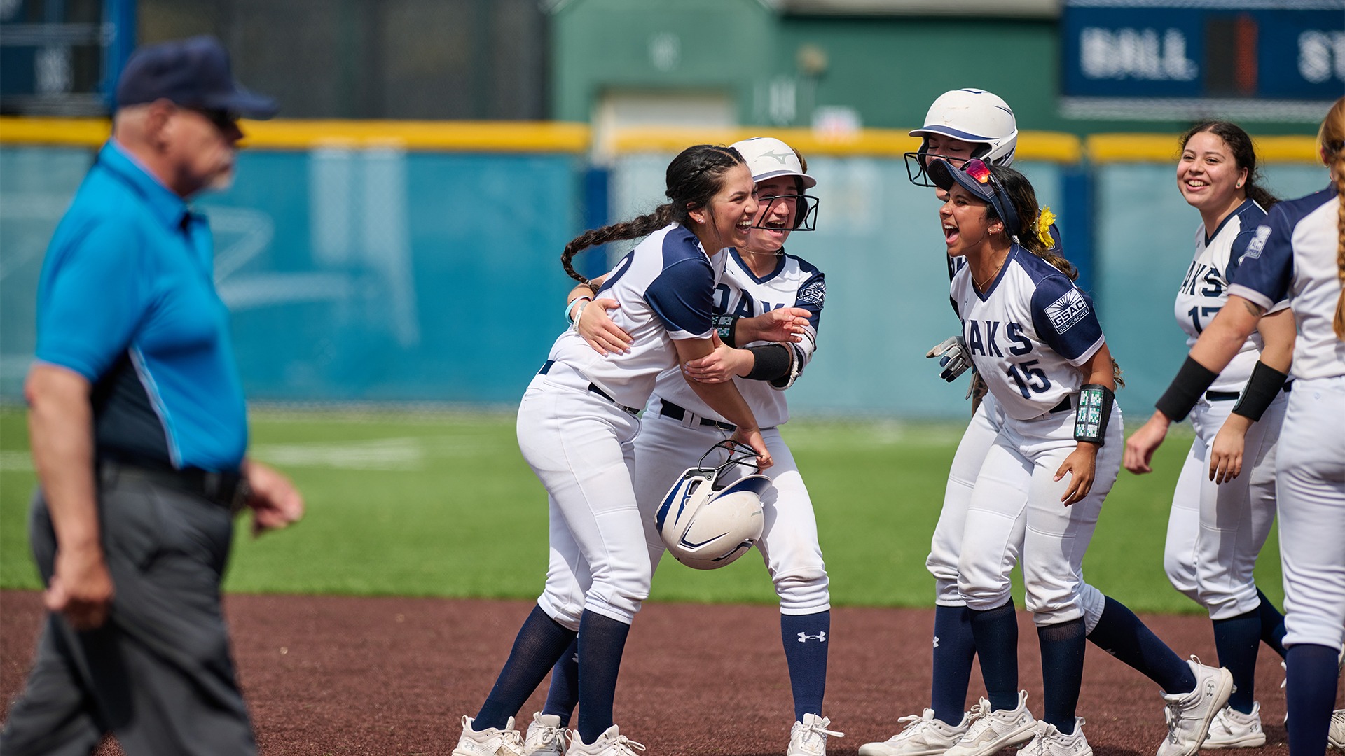 Softball Split Doubleheader with the Lions, 2-3 and 5-3. - Menlo College