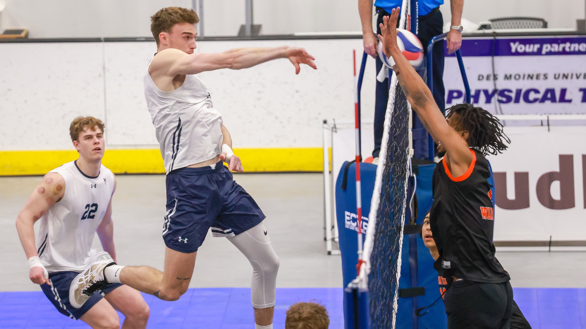 Men's Volleyball Open NAIA Nationals With A Sweep Against Indiana Tech ...