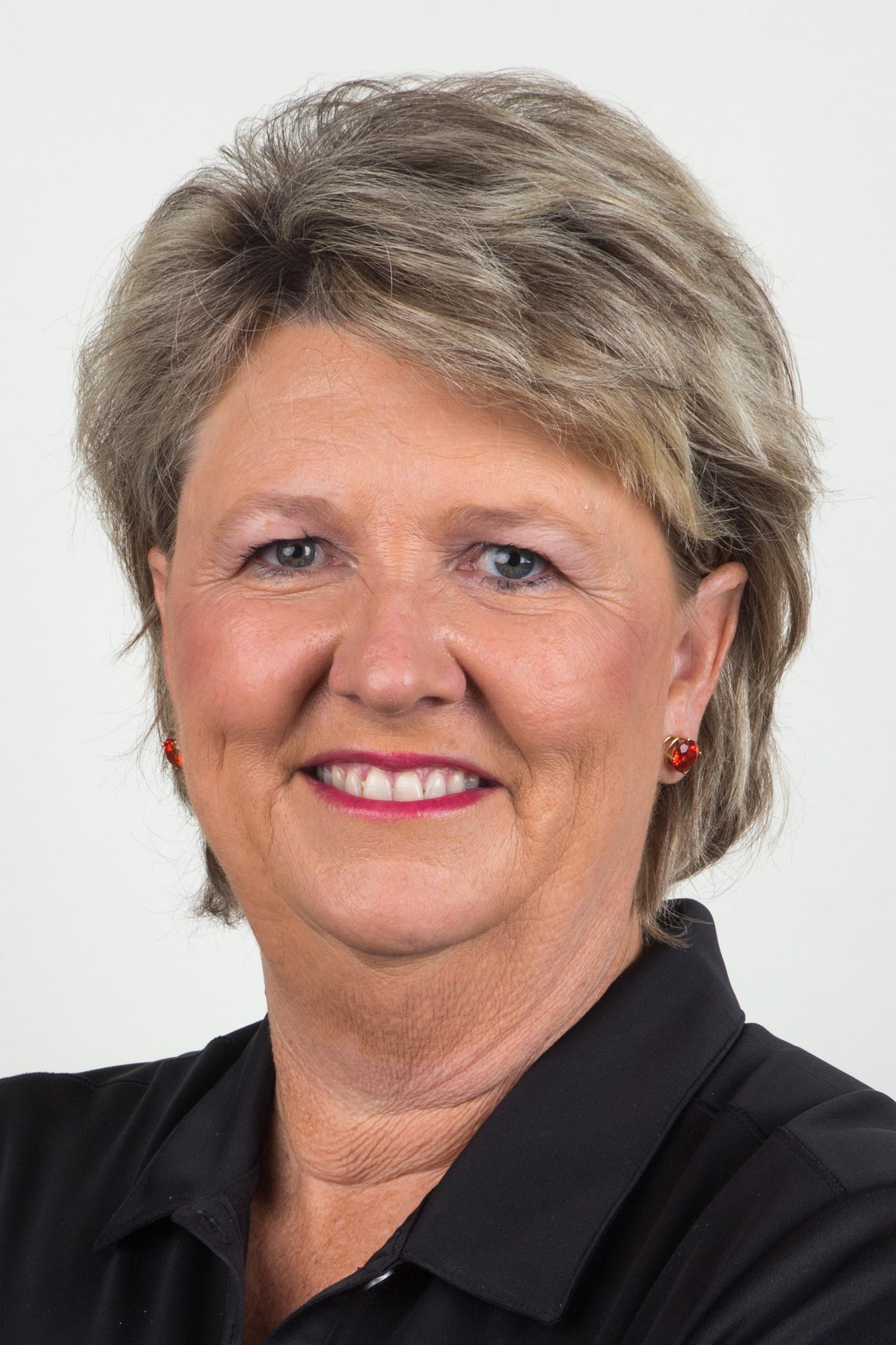 Michele Drinkard - Women's Golf Coach - Mercer University Athletics