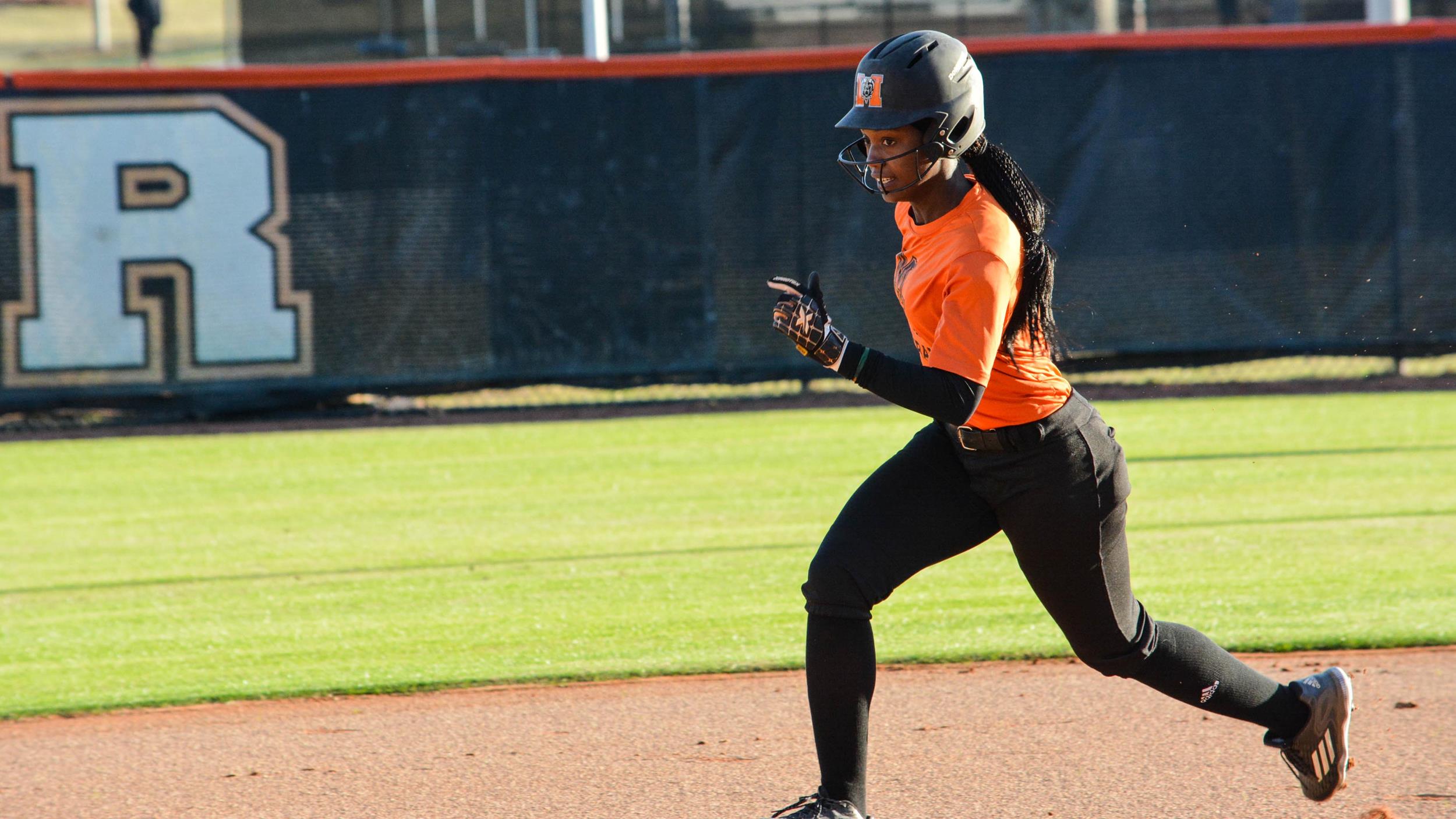 Taylor Miller - Softball - Mercer University Athletics