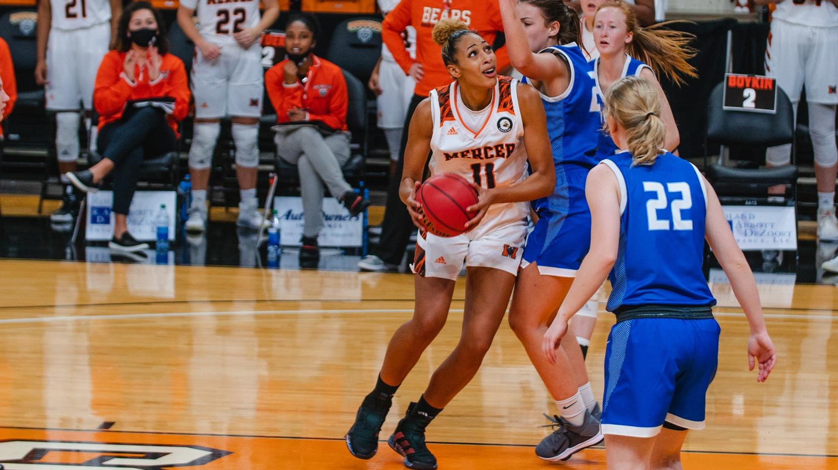 Kiana Barkhoff - Women's Basketball - Mercer University Athletics