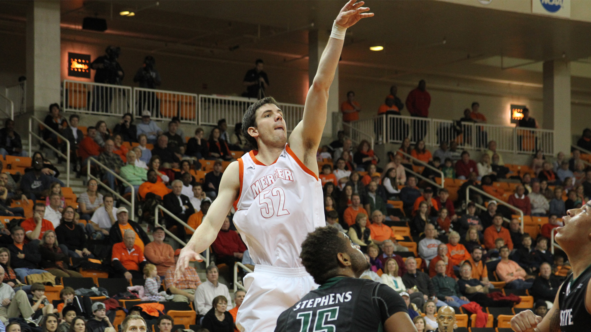 Daniel Coursey - Men's Basketball - Mercer University Athletics