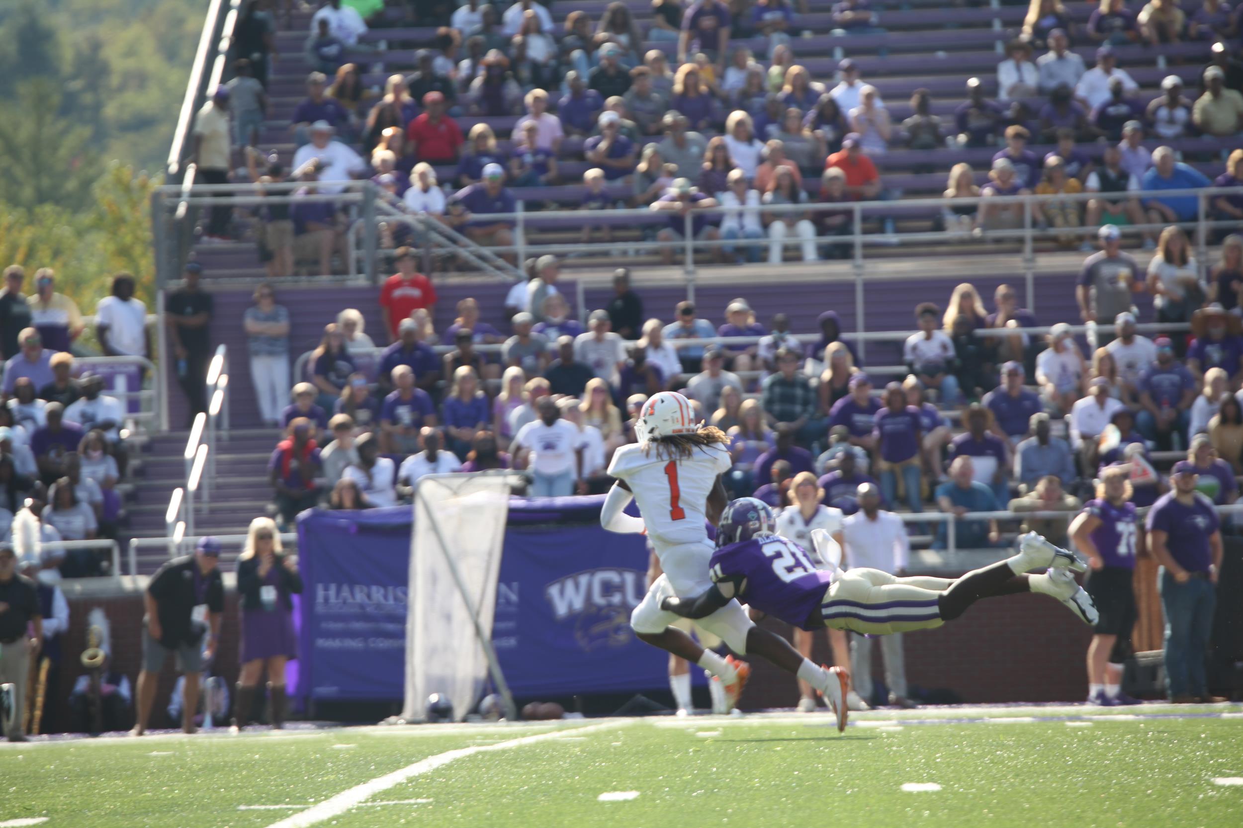 Second Half Stand Secures Mercer Win - Mercer University Athletics