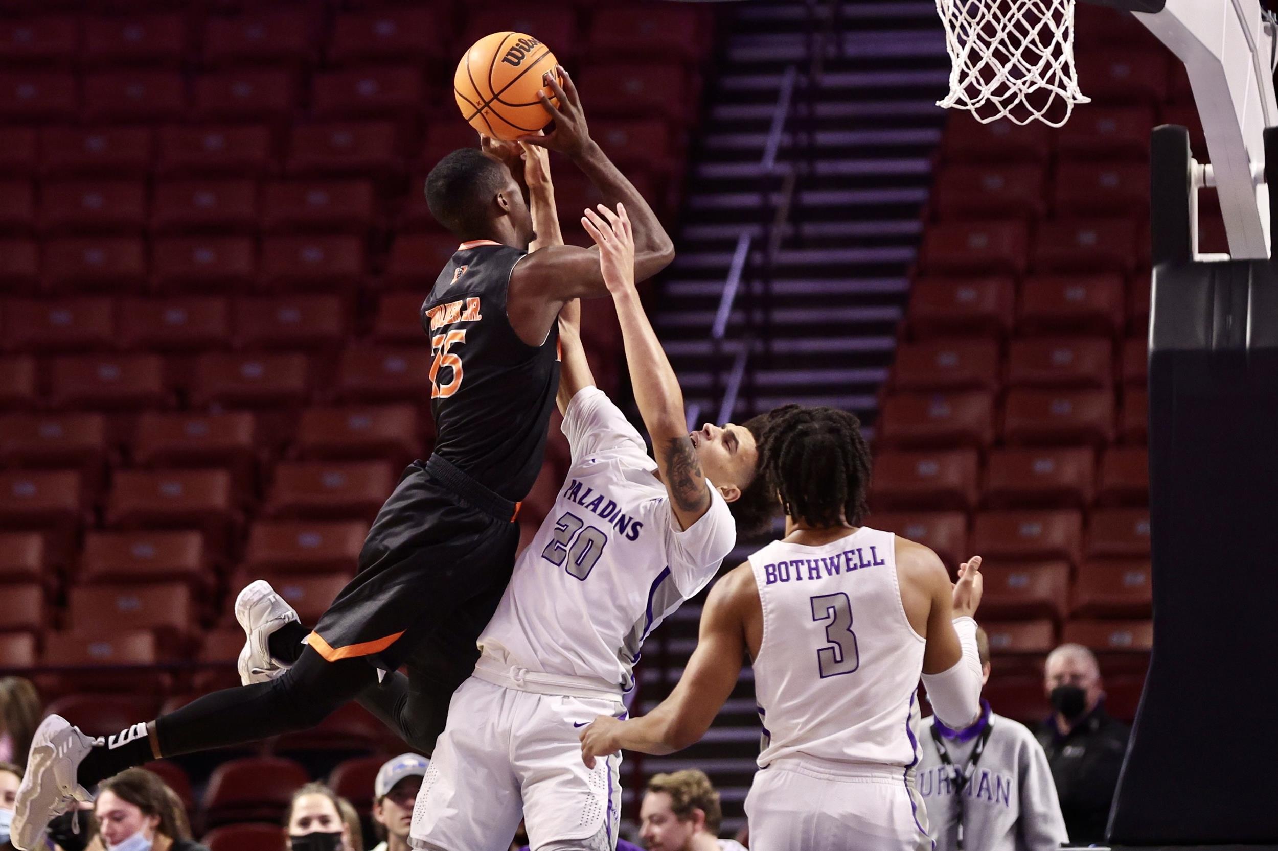 Bears Fall to the Paladins in “The Well” - Mercer University Athletics