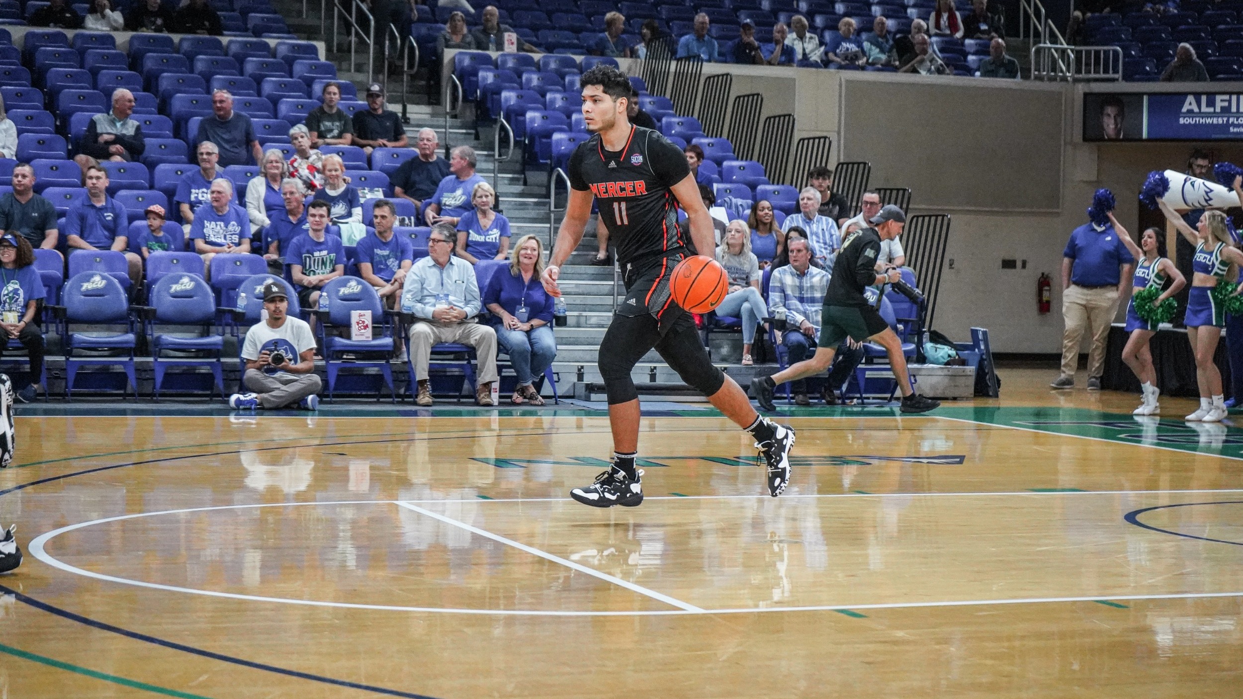 Hurtado Jr.’s Double-Double Not Enough at FGCU - Mercer University Athletics