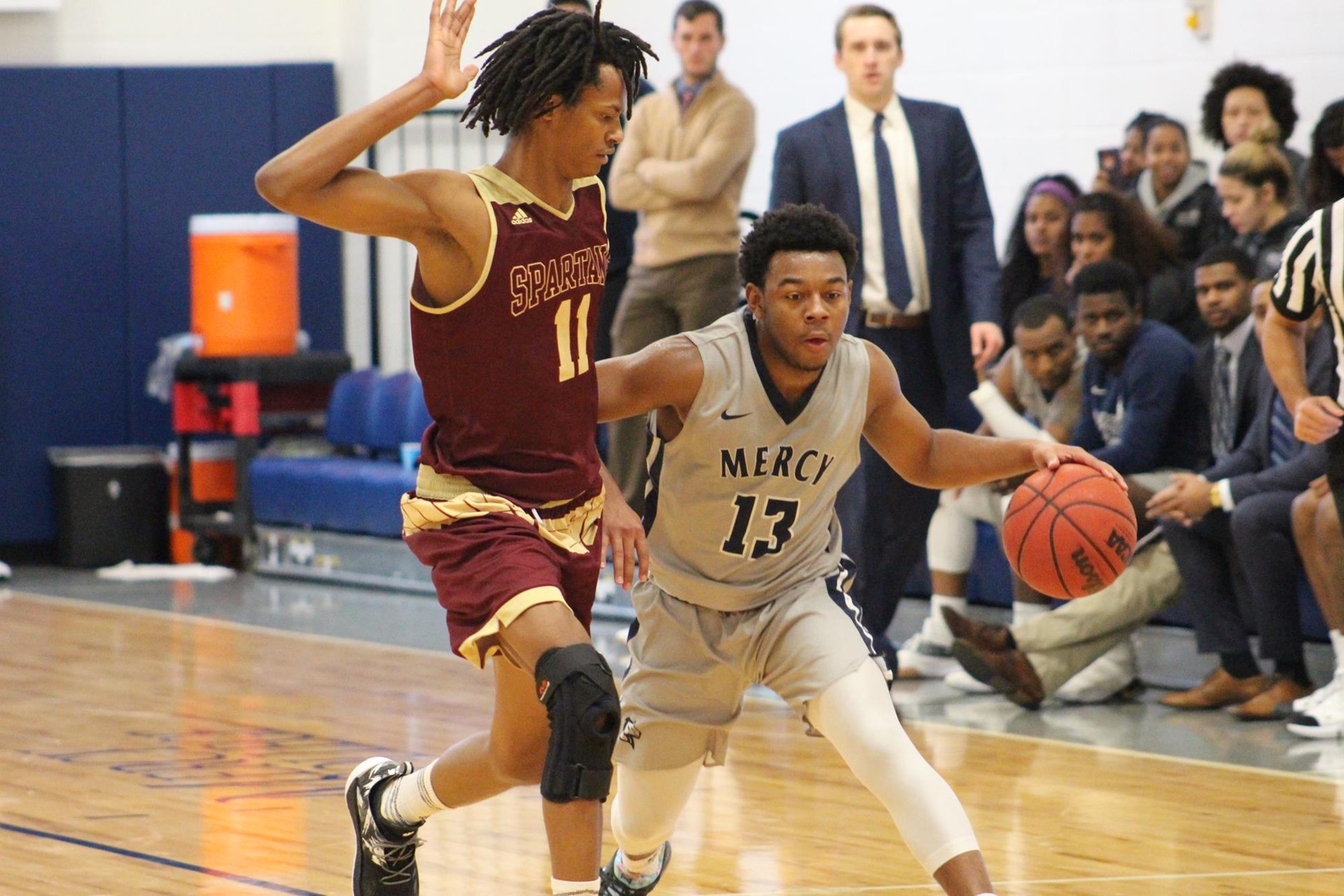 Four Mavericks Score in Double Figures as Men's Basketball Plays at ...