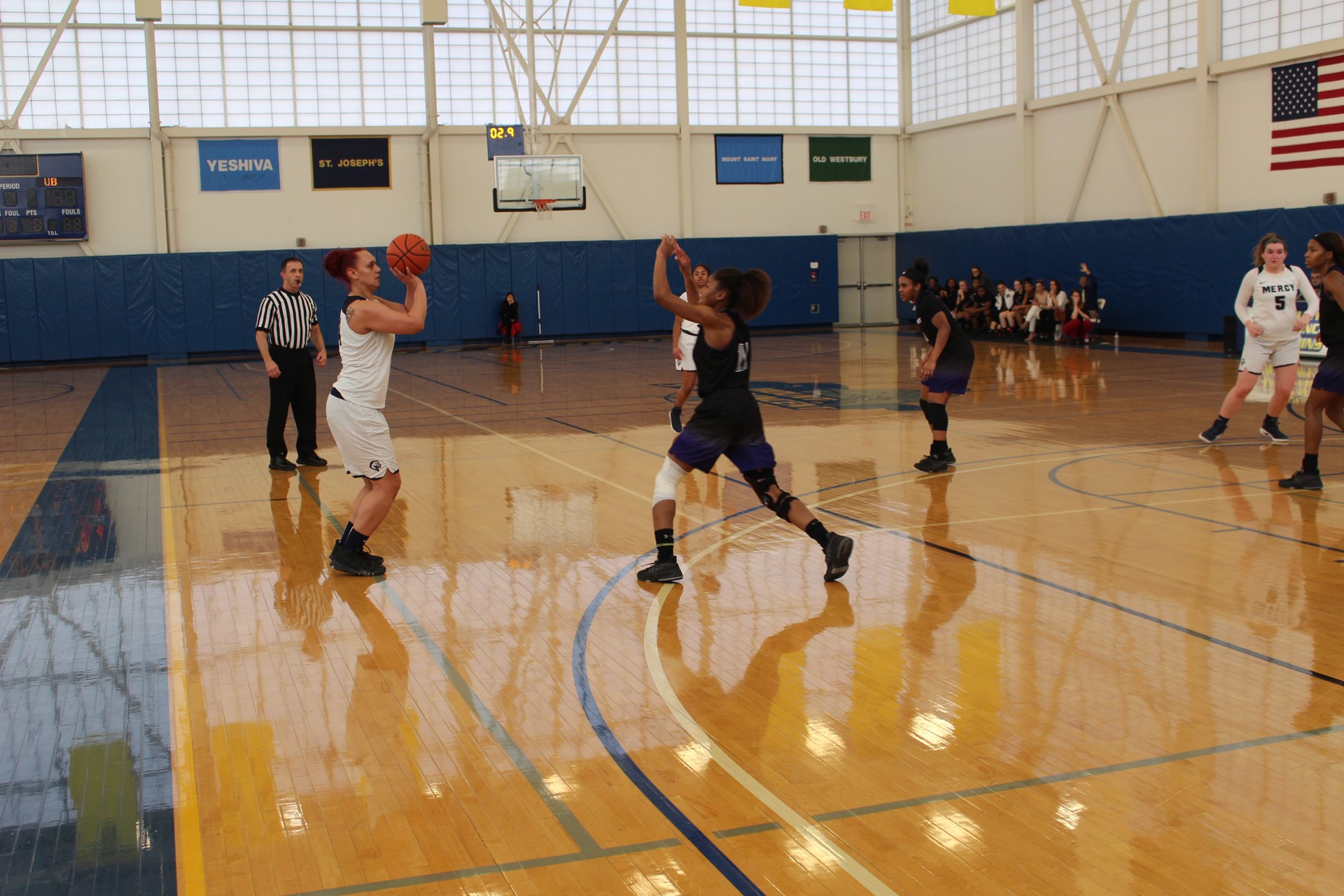 Latisha Clark - Women's Basketball - Mercy University Athletics