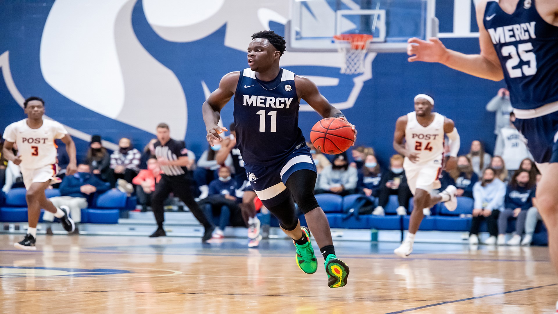 Three Mavericks Score in Double Figures as Men's Basketball Hosts ...