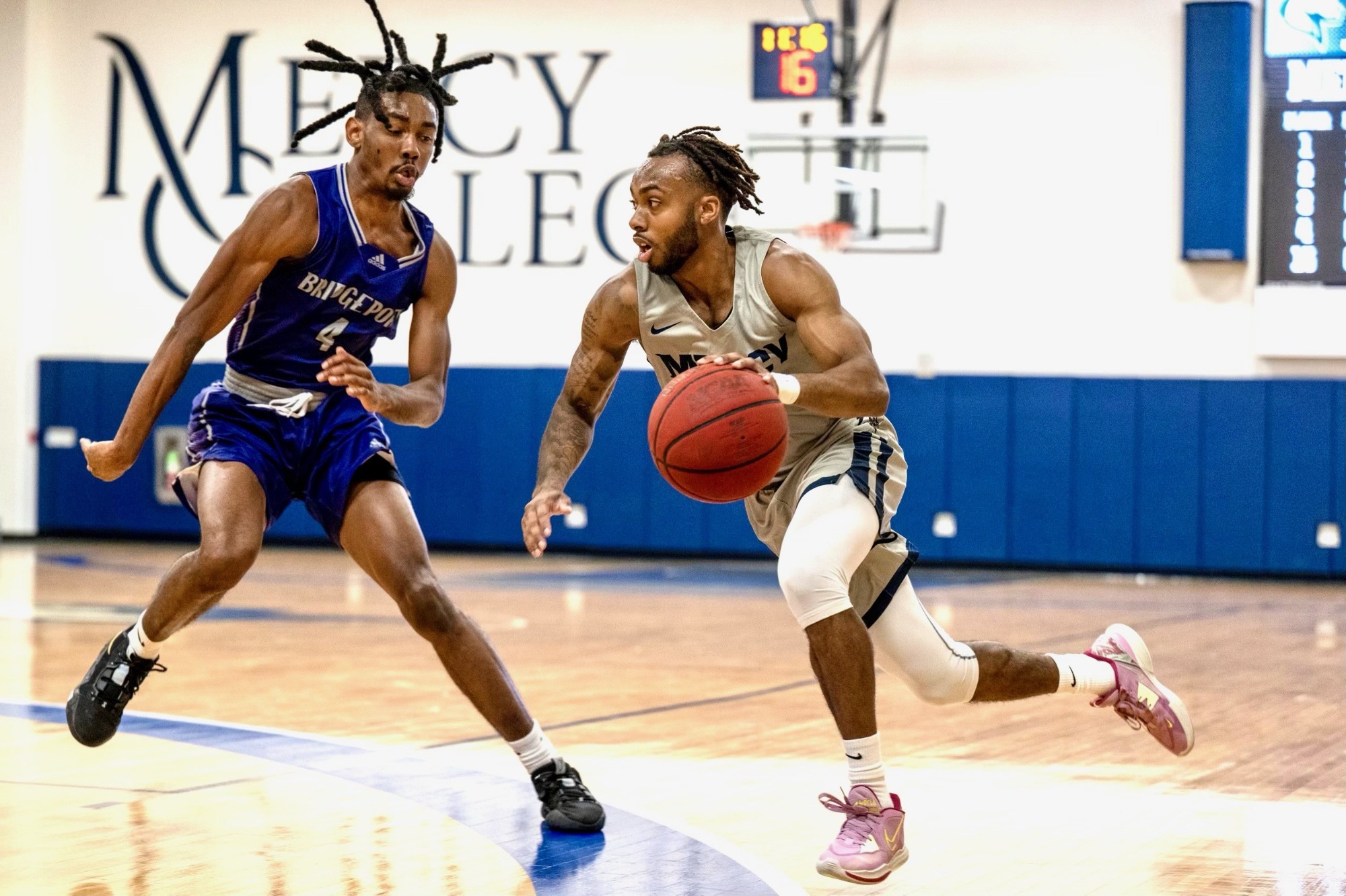 Five Mavericks Score in Double Figures as Men's Basketball Defeats ...