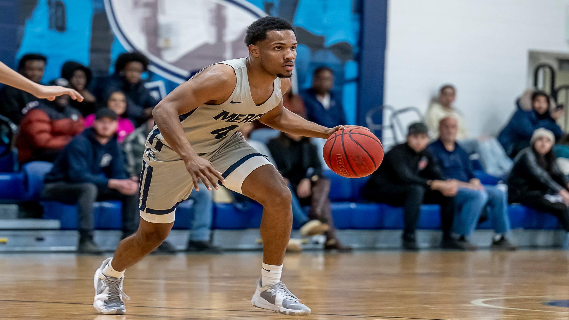 Four Mavericks Score in Double Figures as Men's Basketball Hosts D ...