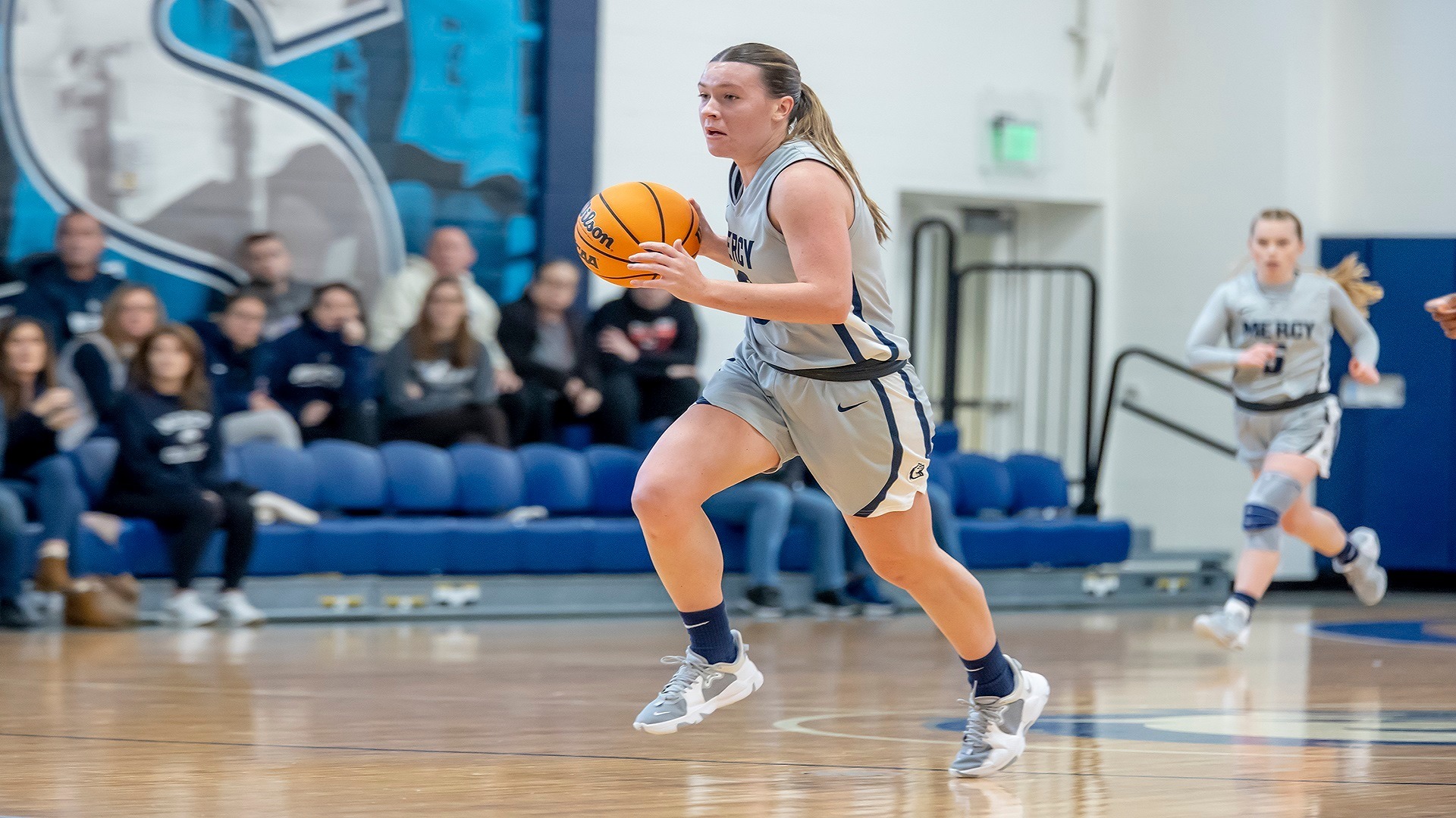 Wall Scores Career-High 40 Points as Women's Basketball Opens 2023-24 ...