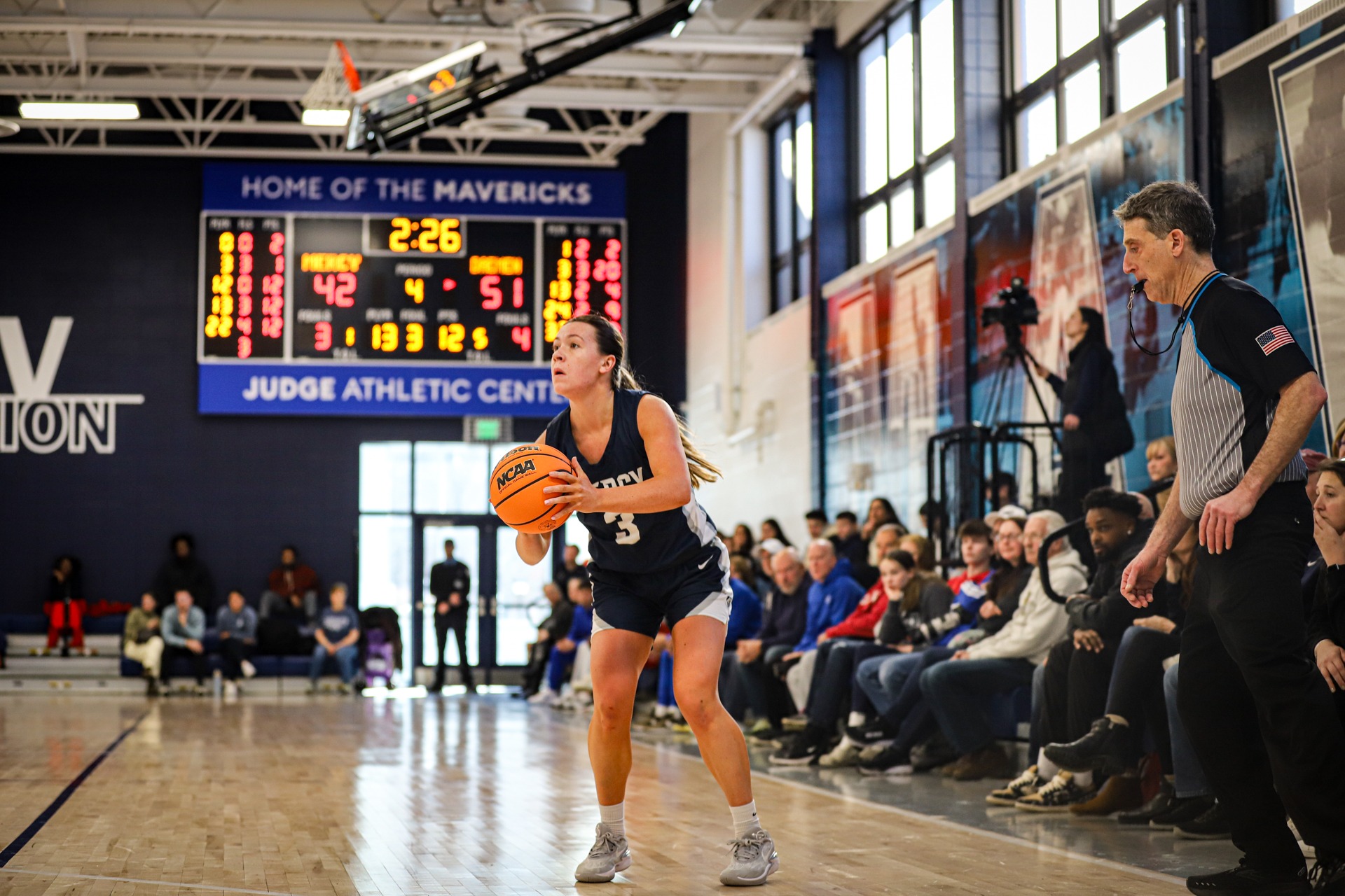 Wall and Stanavich Combine for 38 Points as Women's Basketball Earns 67 ...