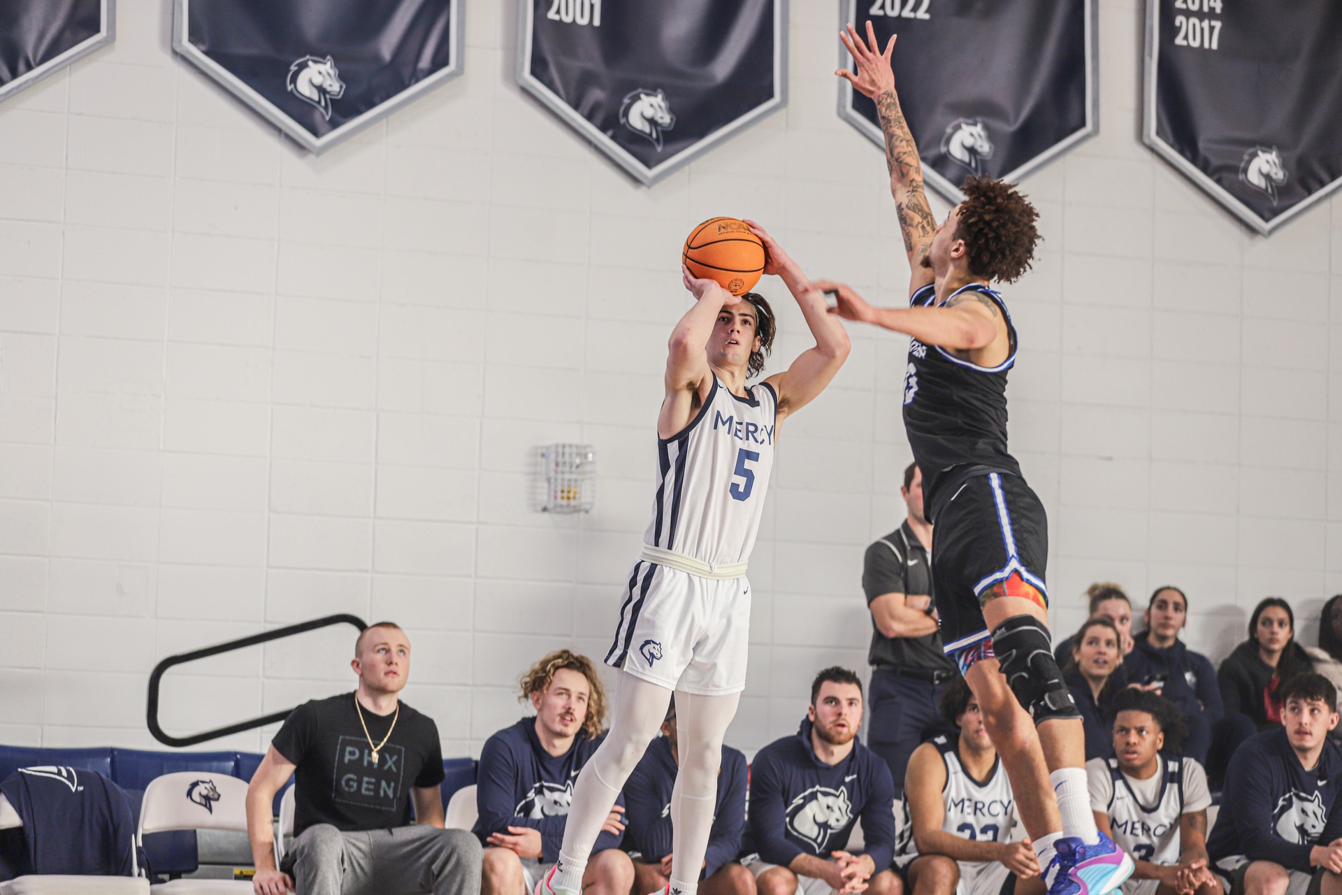 Five Mavericks Score in Double Figures as Men's Basketball Plays at ...