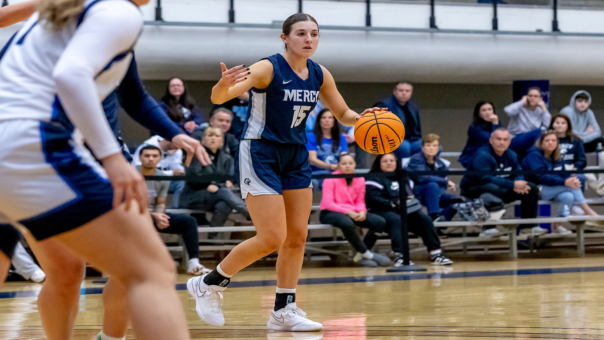 Four Mavericks Score in Double Figures as Women's Basketball Cruises to ...