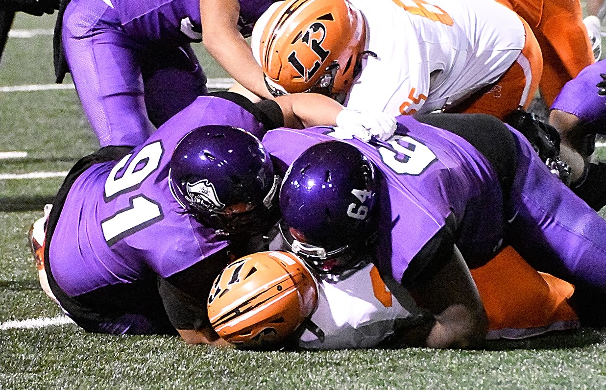 Quentin Sanders - Football - Merrillville High School Athletics