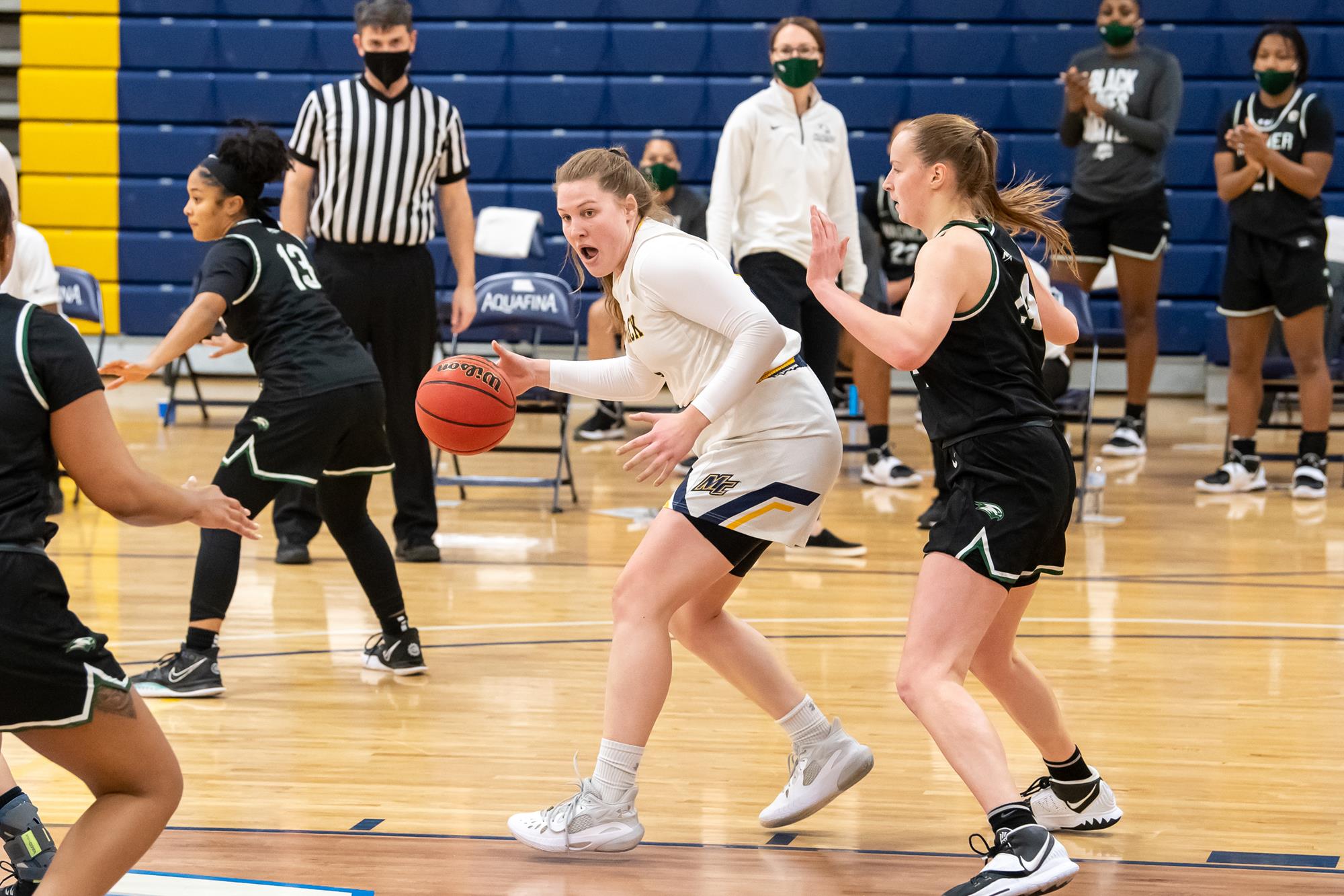 Alyssa Casey - Women's Basketball - Merrimack College Athletics