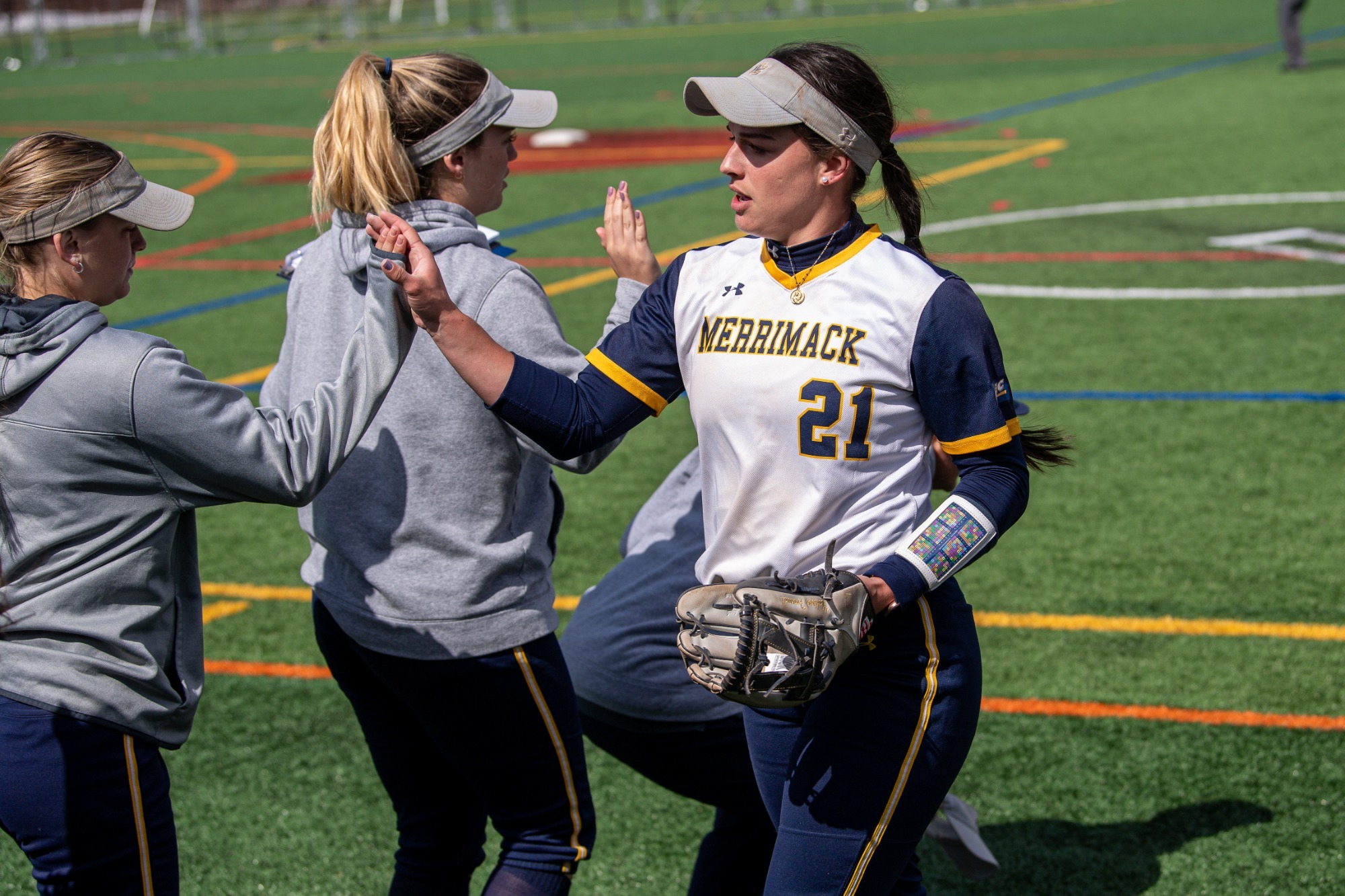 Women's Softball Splits Final Two Games of Plainsman Invitational ...