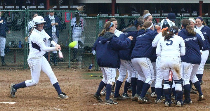 Amanda Jones - 2017 - Softball - Messiah University Athletics