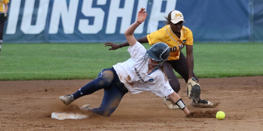 Amanda Jones - 2017 - Softball - Messiah University Athletics