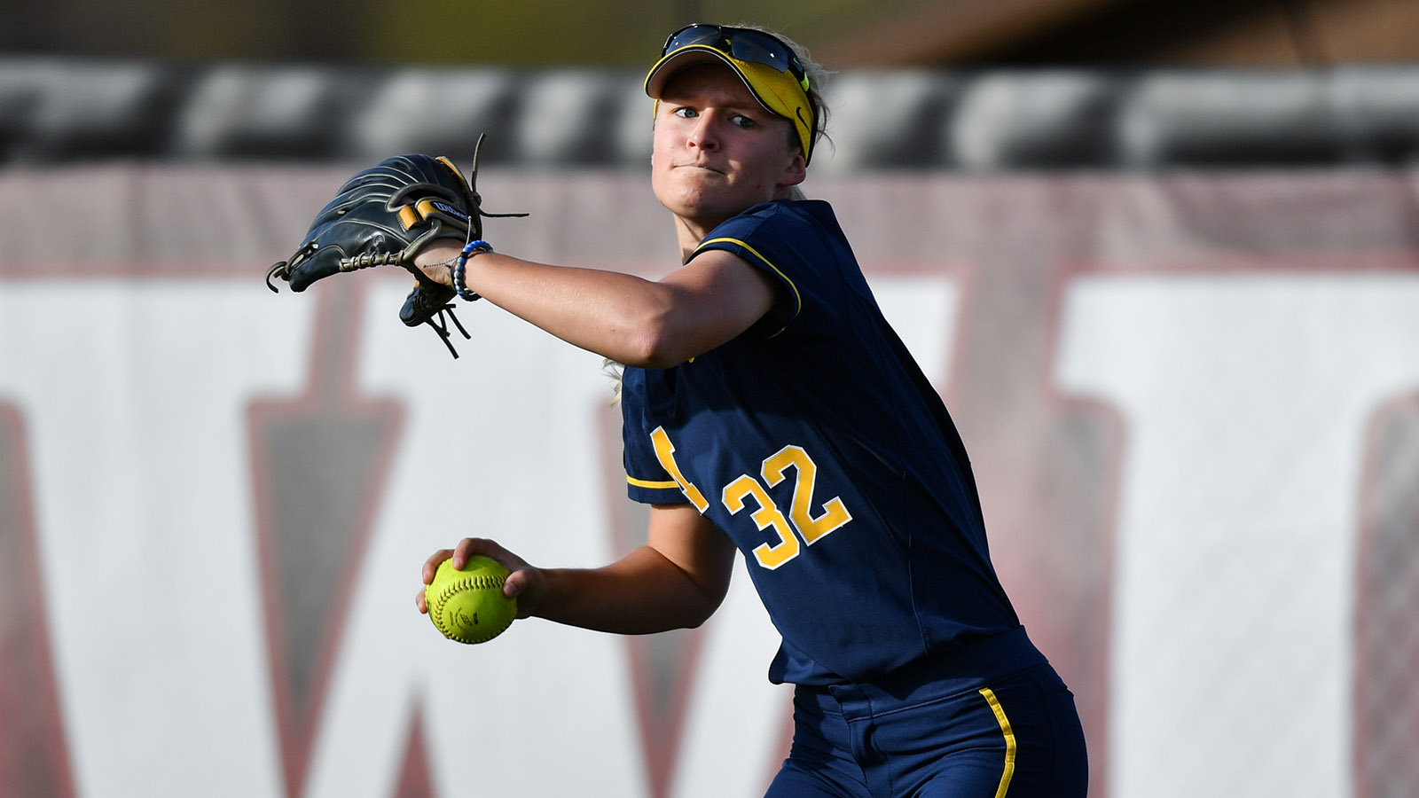 Haley Hoogenraad - Softball - University of Michigan Athletics