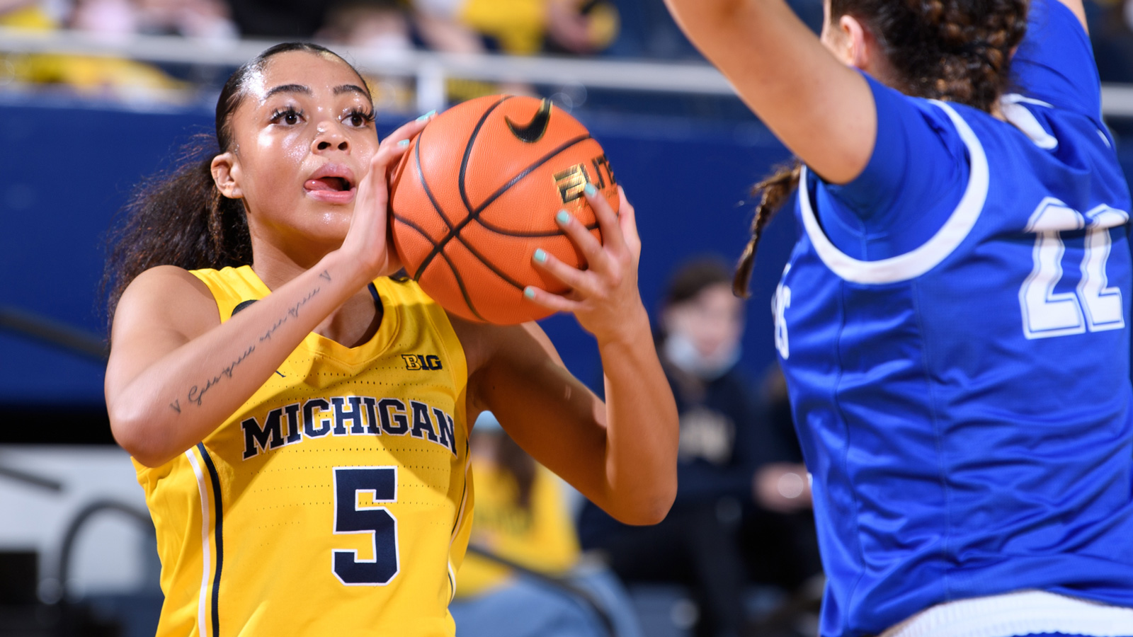 Laila Phelia - Women's Basketball - University of Michigan Athletics