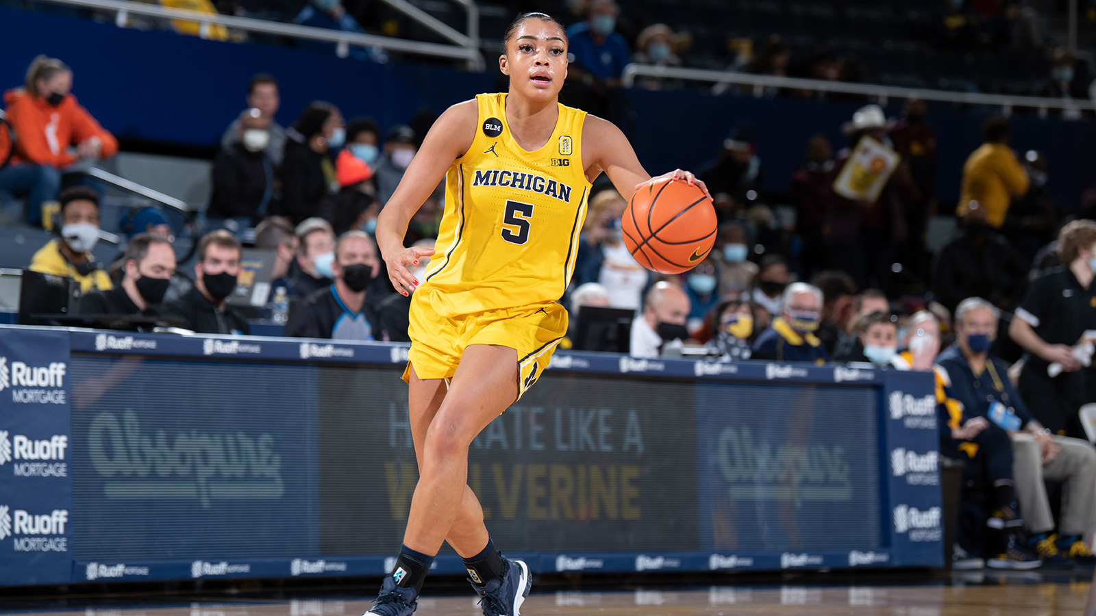 Laila Phelia - Women's Basketball - University of Michigan Athletics