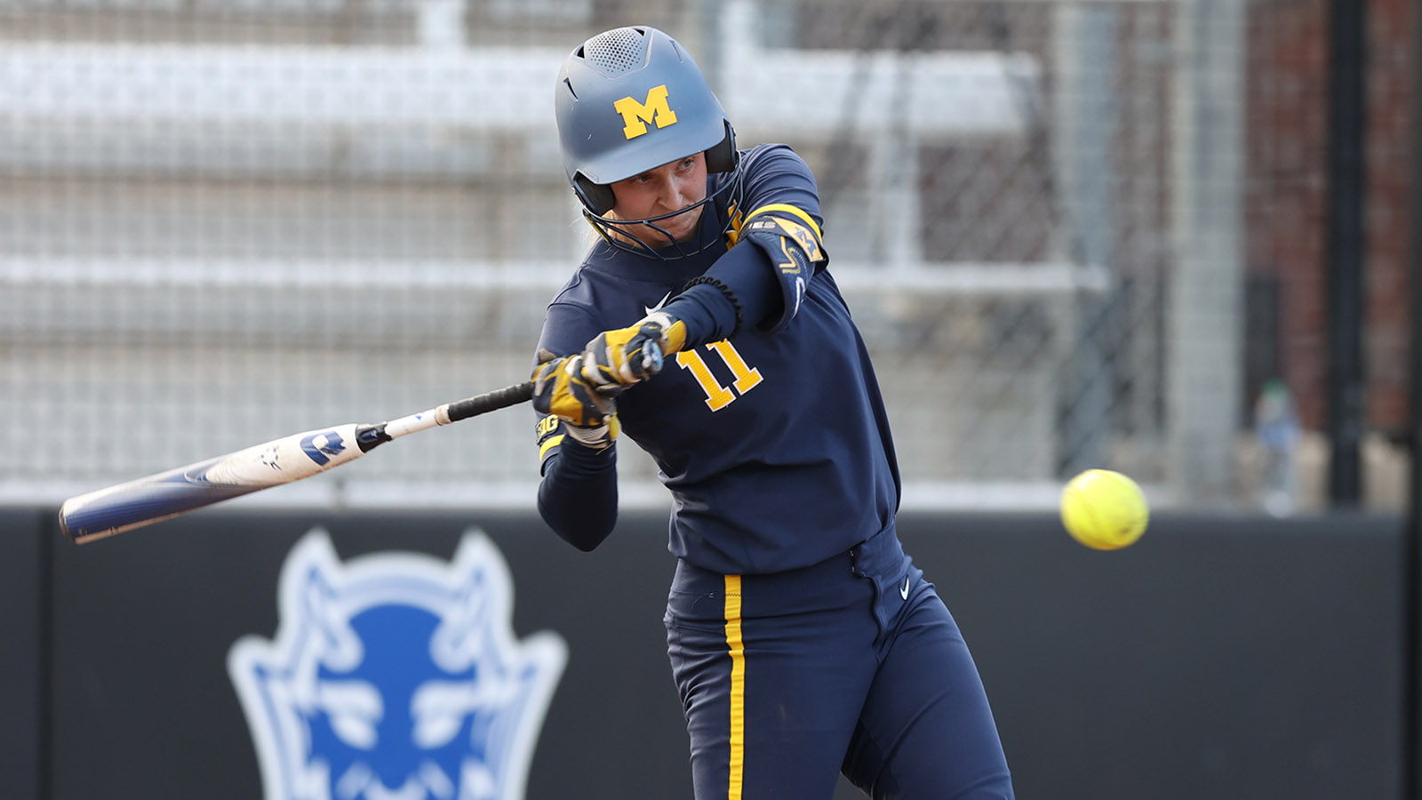 Lexi Voss - Softball - University of Michigan Athletics