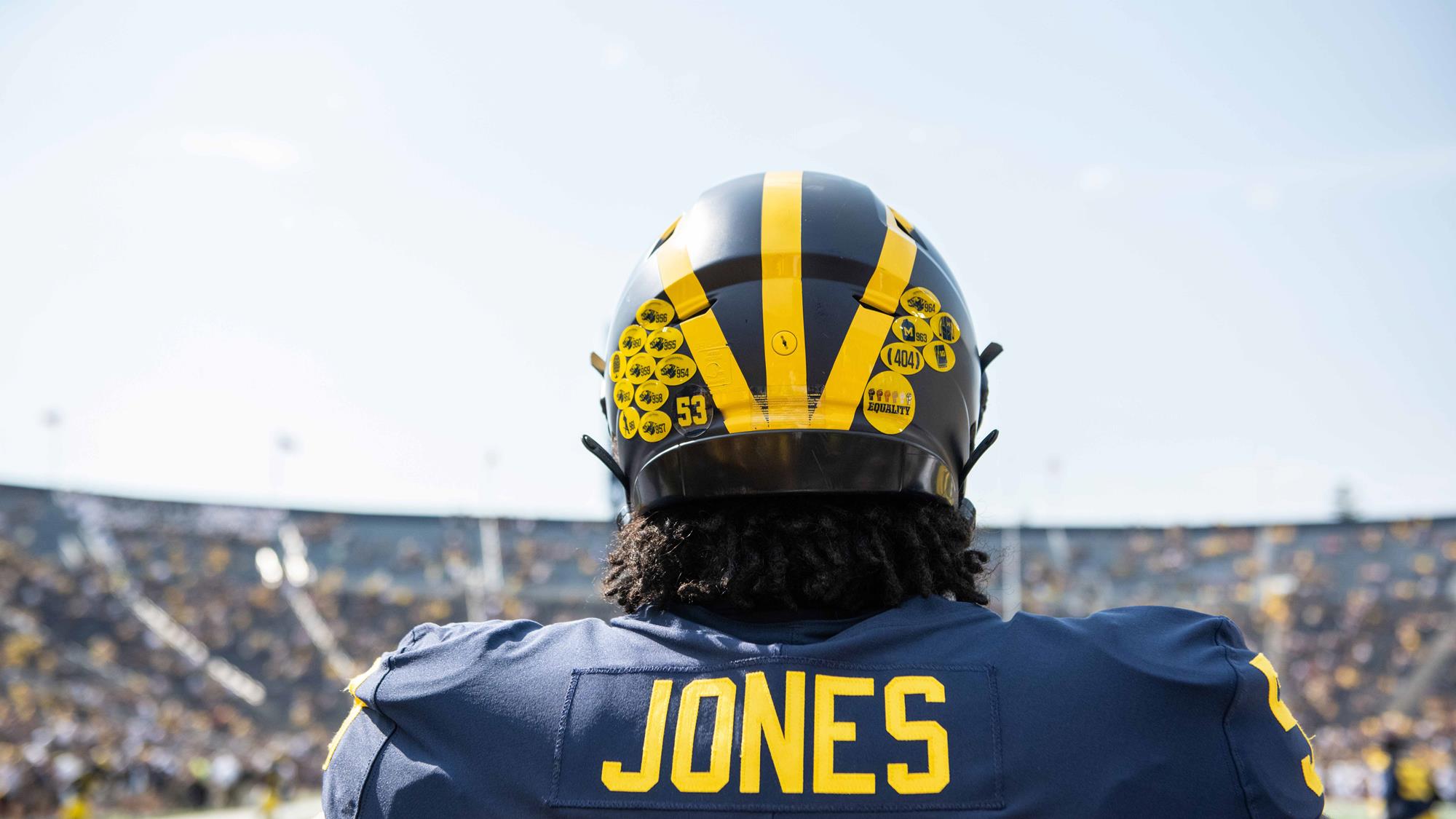 Trente Jones - Football - University of Michigan Athletics