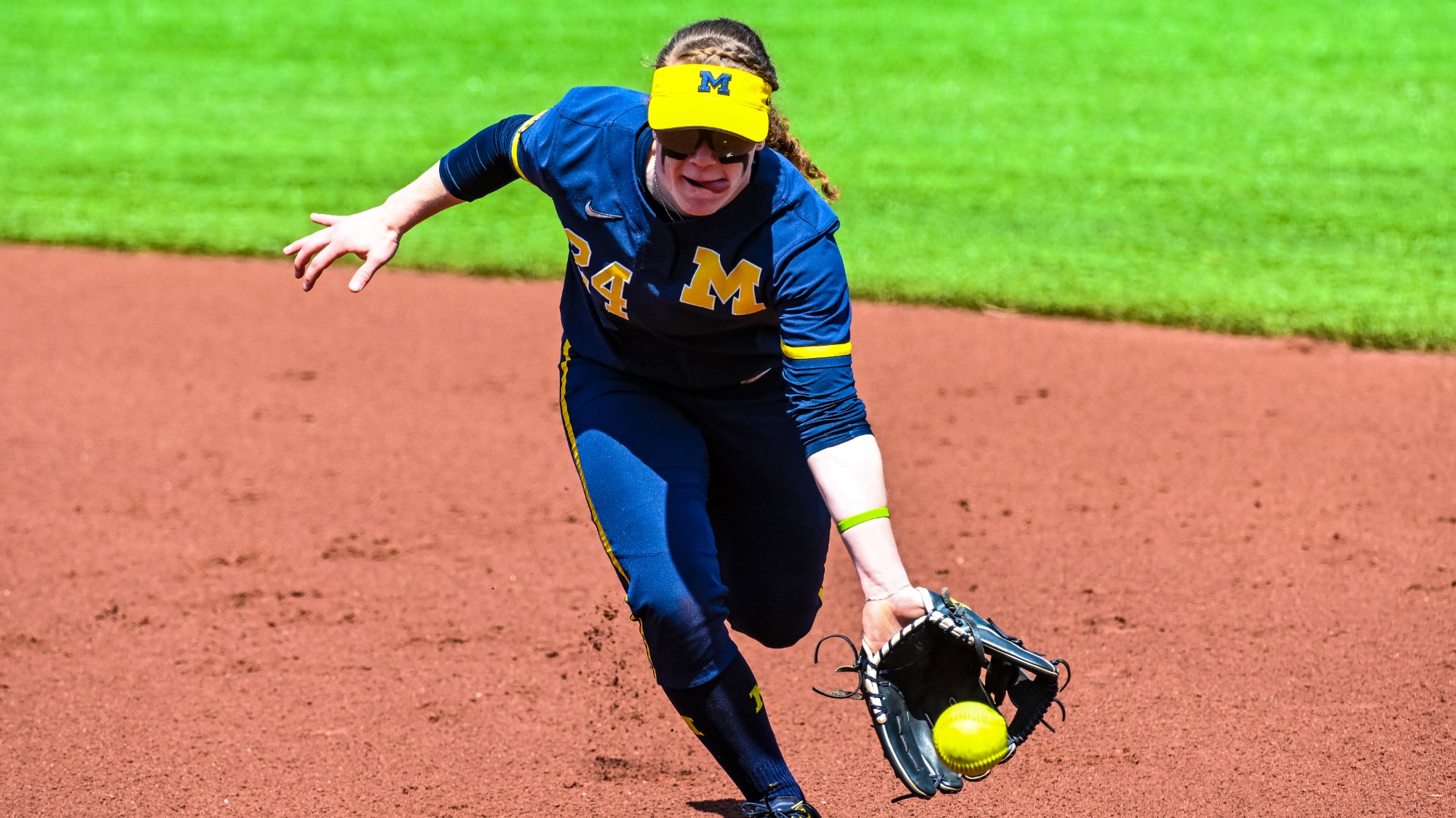 Melina Livingston - Softball - University of Michigan Athletics