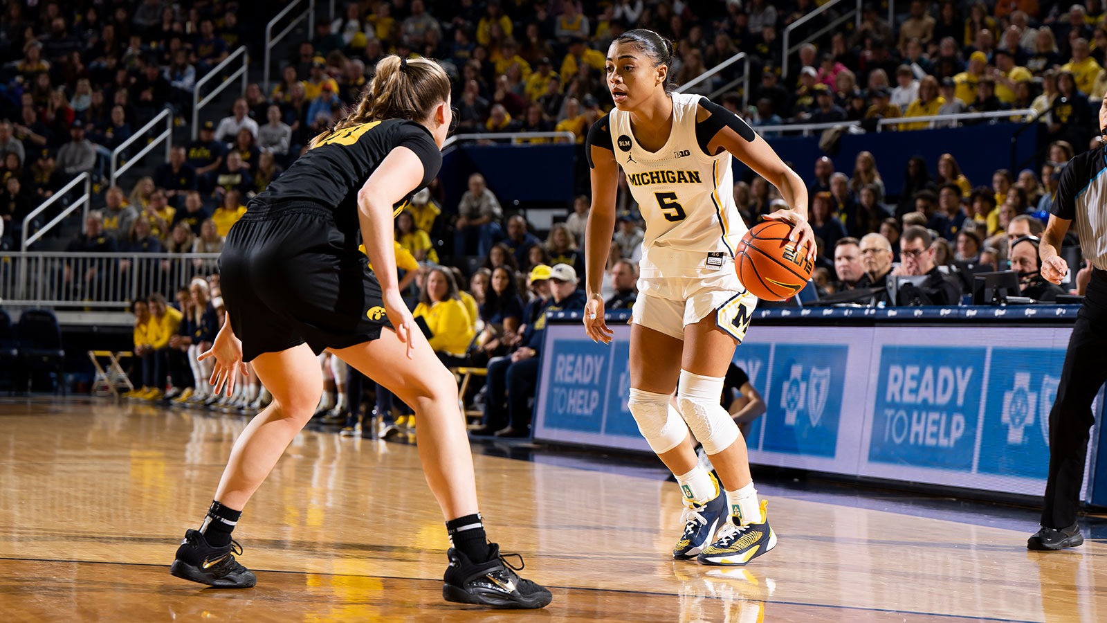 Laila Phelia - Women's Basketball - University of Michigan Athletics