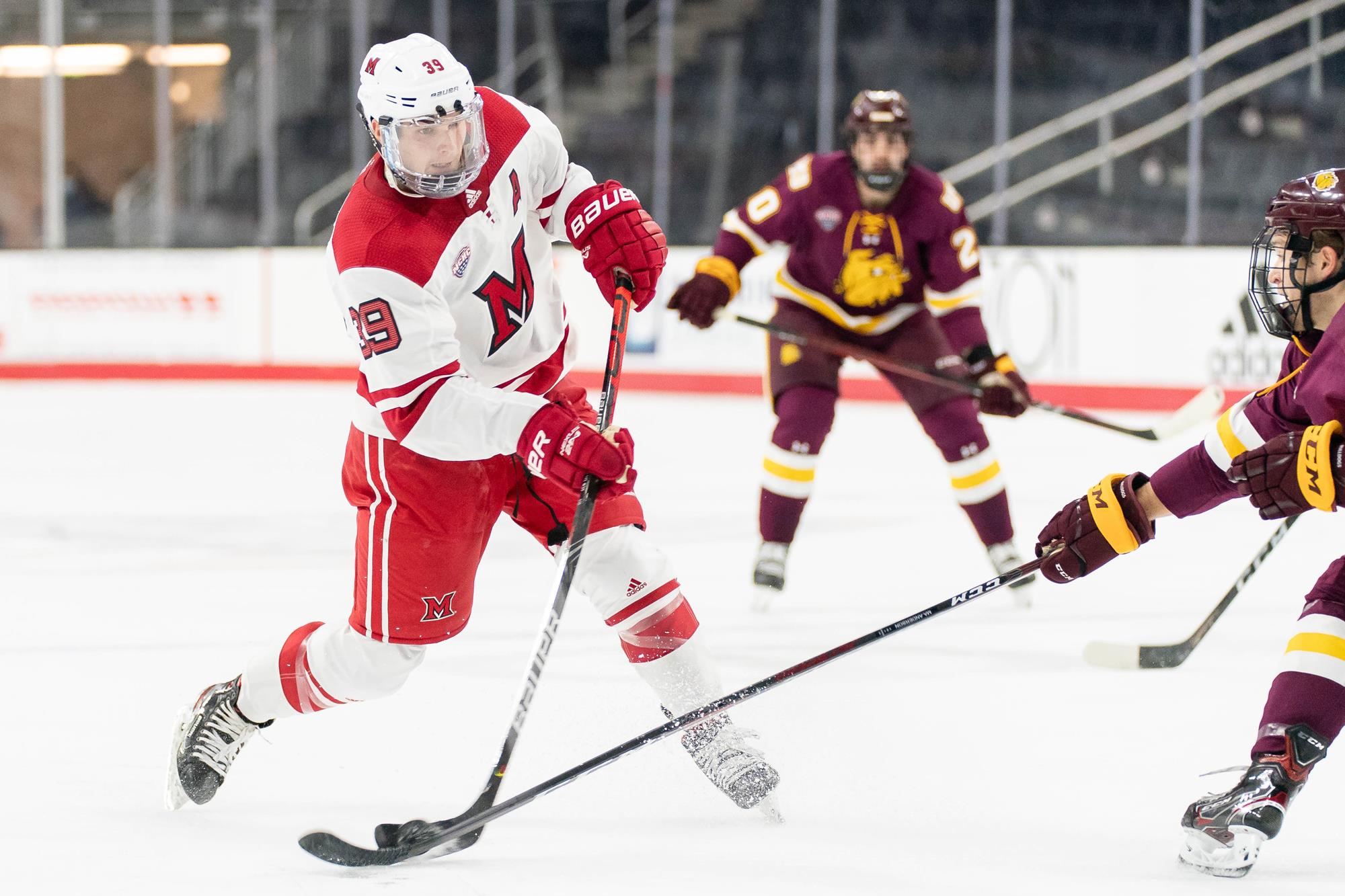 Casey Gilling - Hockey - Miami University RedHawks