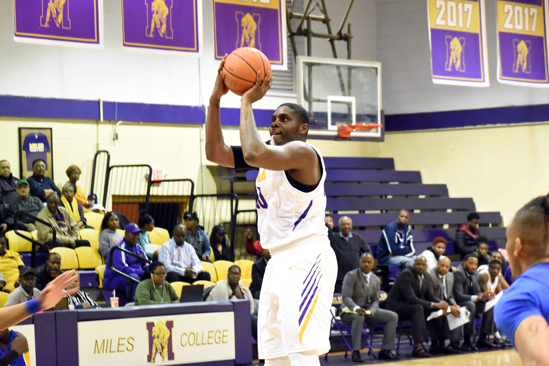 Umar Frost - Men's Basketball - Miles College Athletics