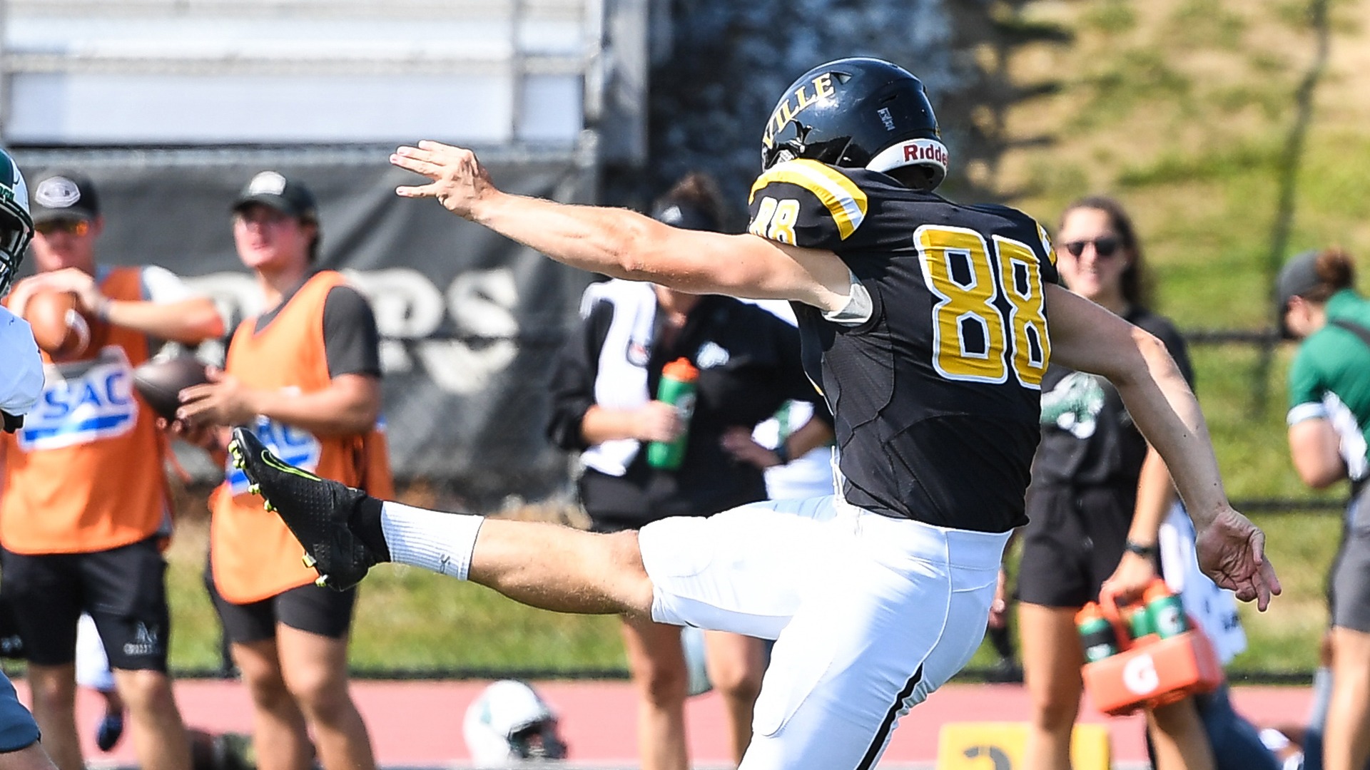 Zach Banta - Football - Millersville