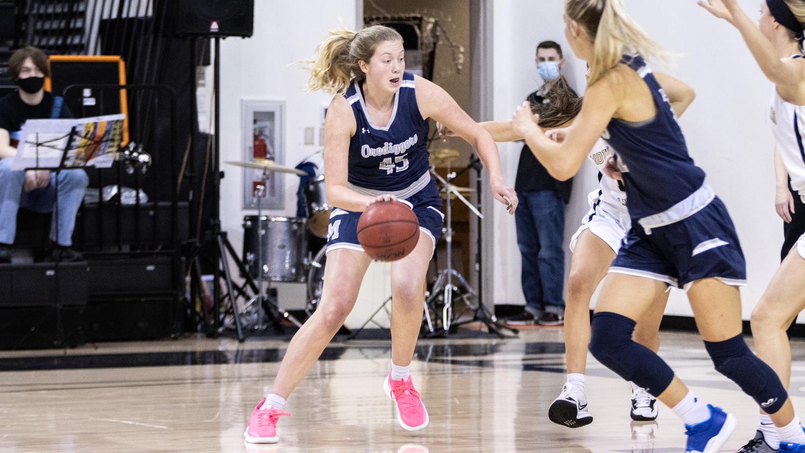 Courtney Stanton - Women's Basketball - Colorado School of Mines Athletics