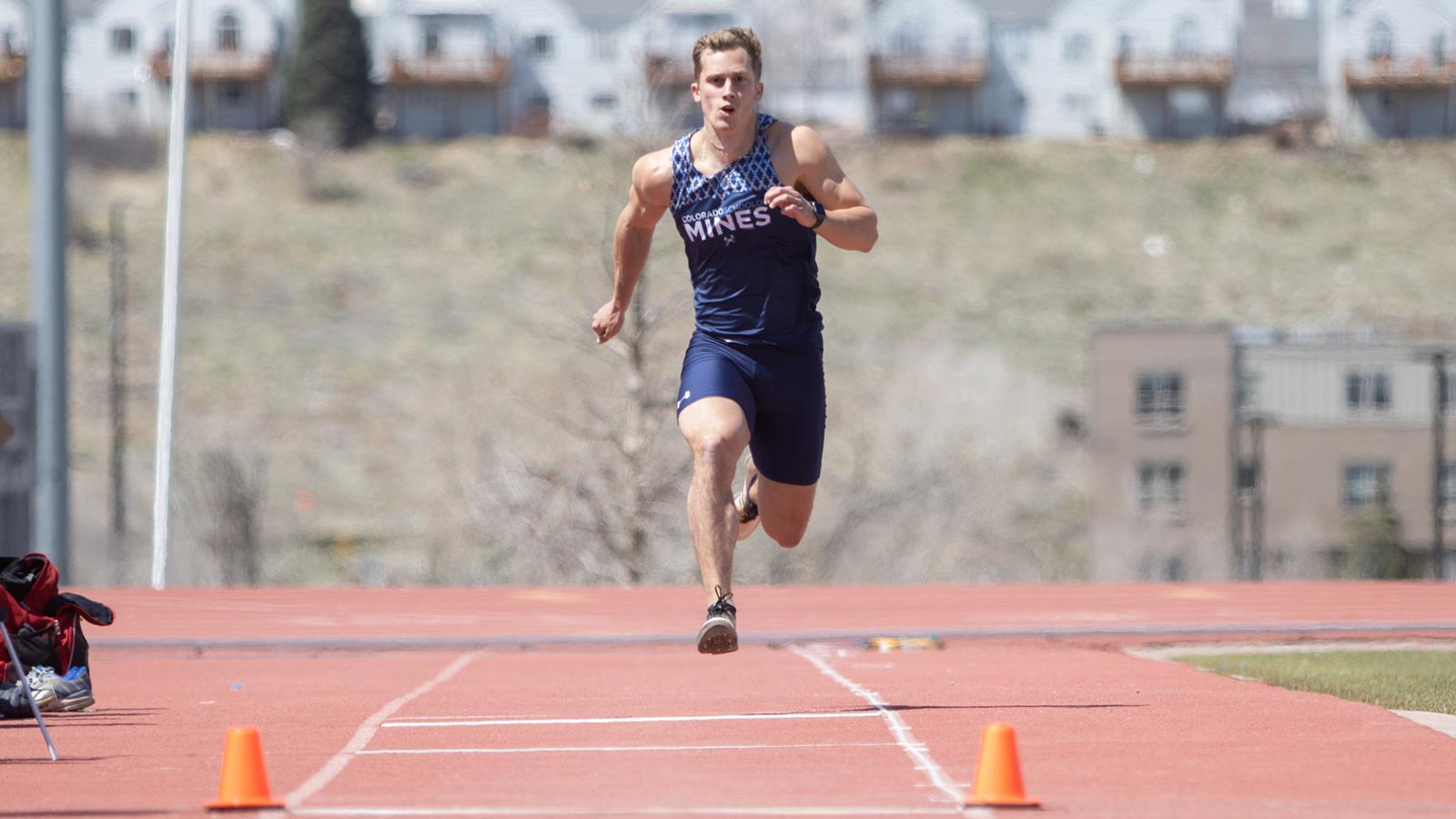 Garrett Halbrooks - Track and Field - Colorado School of Mines Athletics