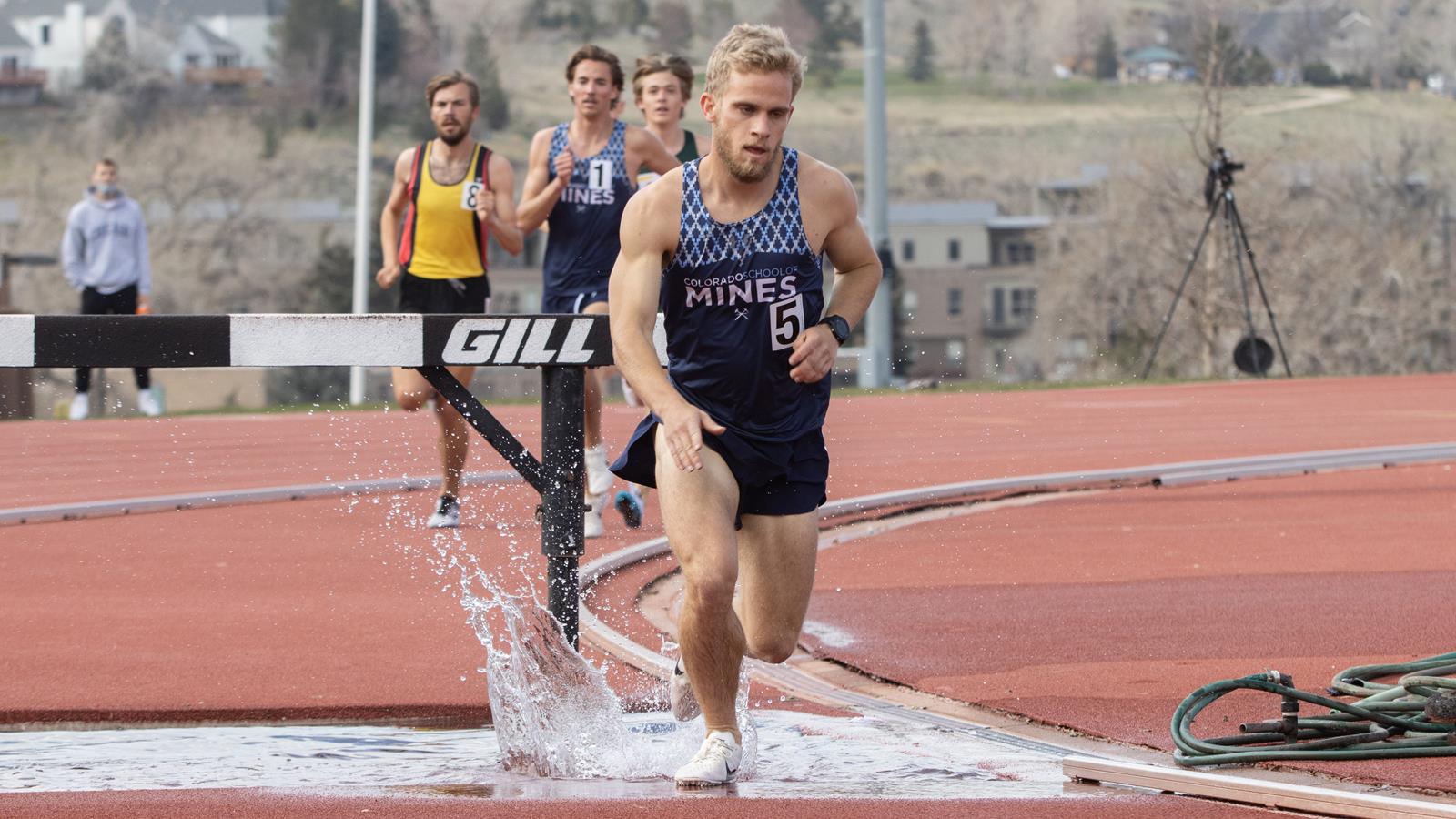Nathan Davis - Track and Field - Colorado School of Mines Athletics