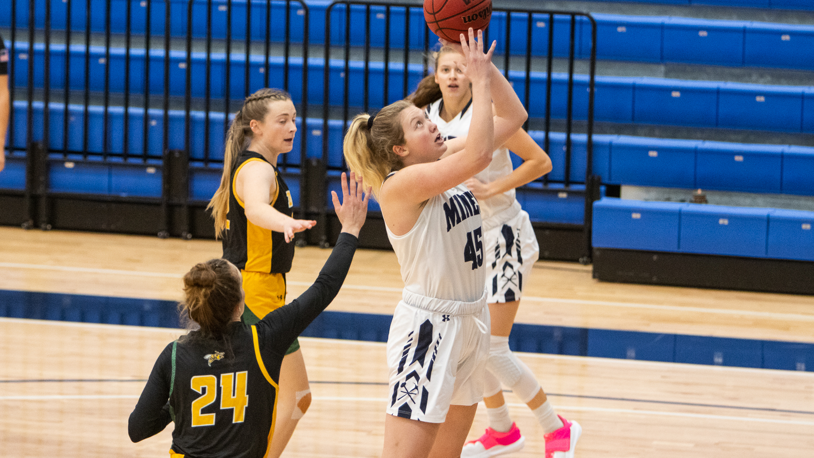 Courtney Stanton - Women's Basketball - Colorado School of Mines Athletics