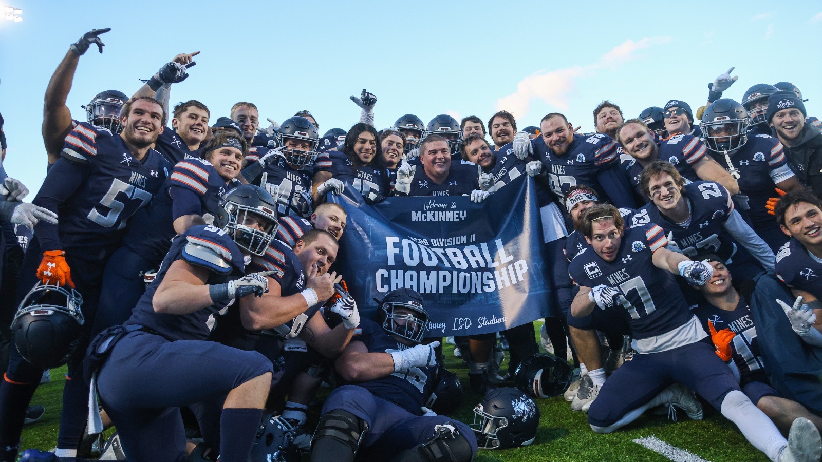 #1 Mines Handles Kutztown, Returns to National Title Game - Colorado ...