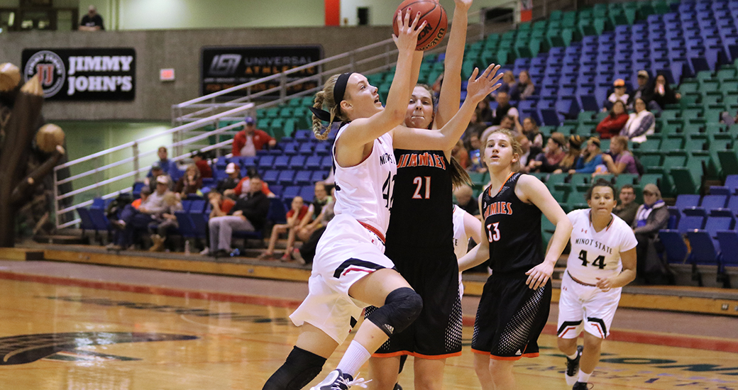 Reina Strand - Women's Basketball - MSU Athletics